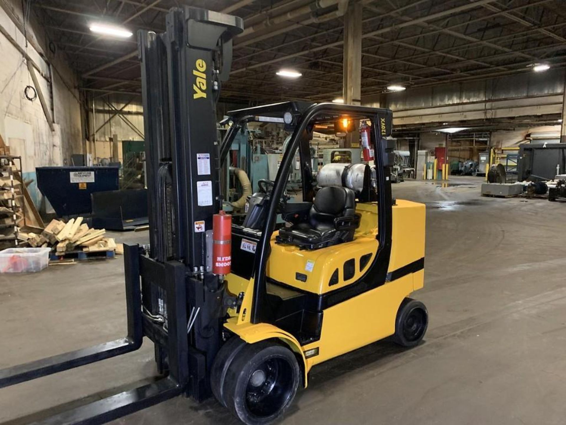 2021 12,000 POUND YALE GLC120VXPRS FORKLIFT TRUCK, TALL MAST 221 ...