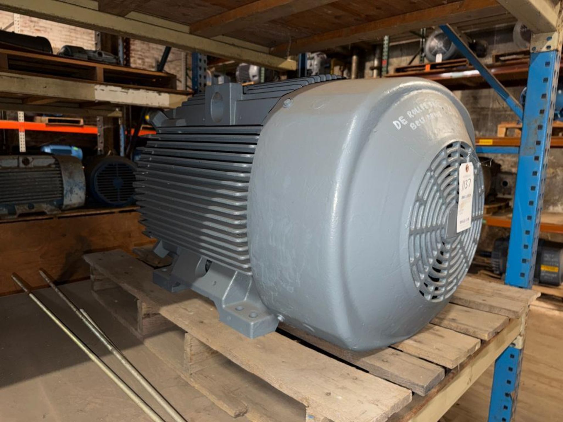 200 HP GENERAL MOTORS 575V MOTOR 445T FRAME 1785 RPM - Simple Rigging ...