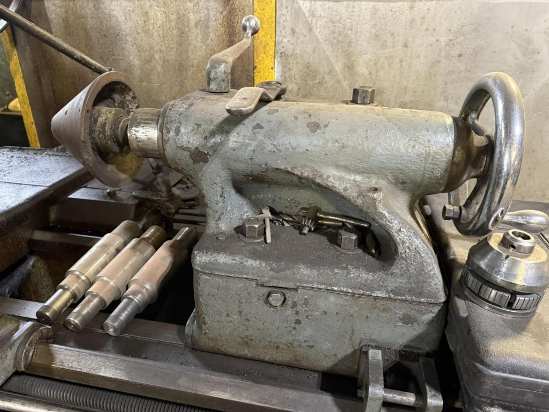 MONARCH ENGINE LATHE WITH TOOLING