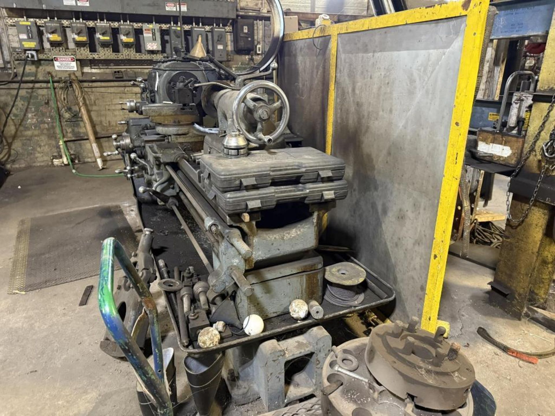 MONARCH ENGINE LATHE WITH TOOLING