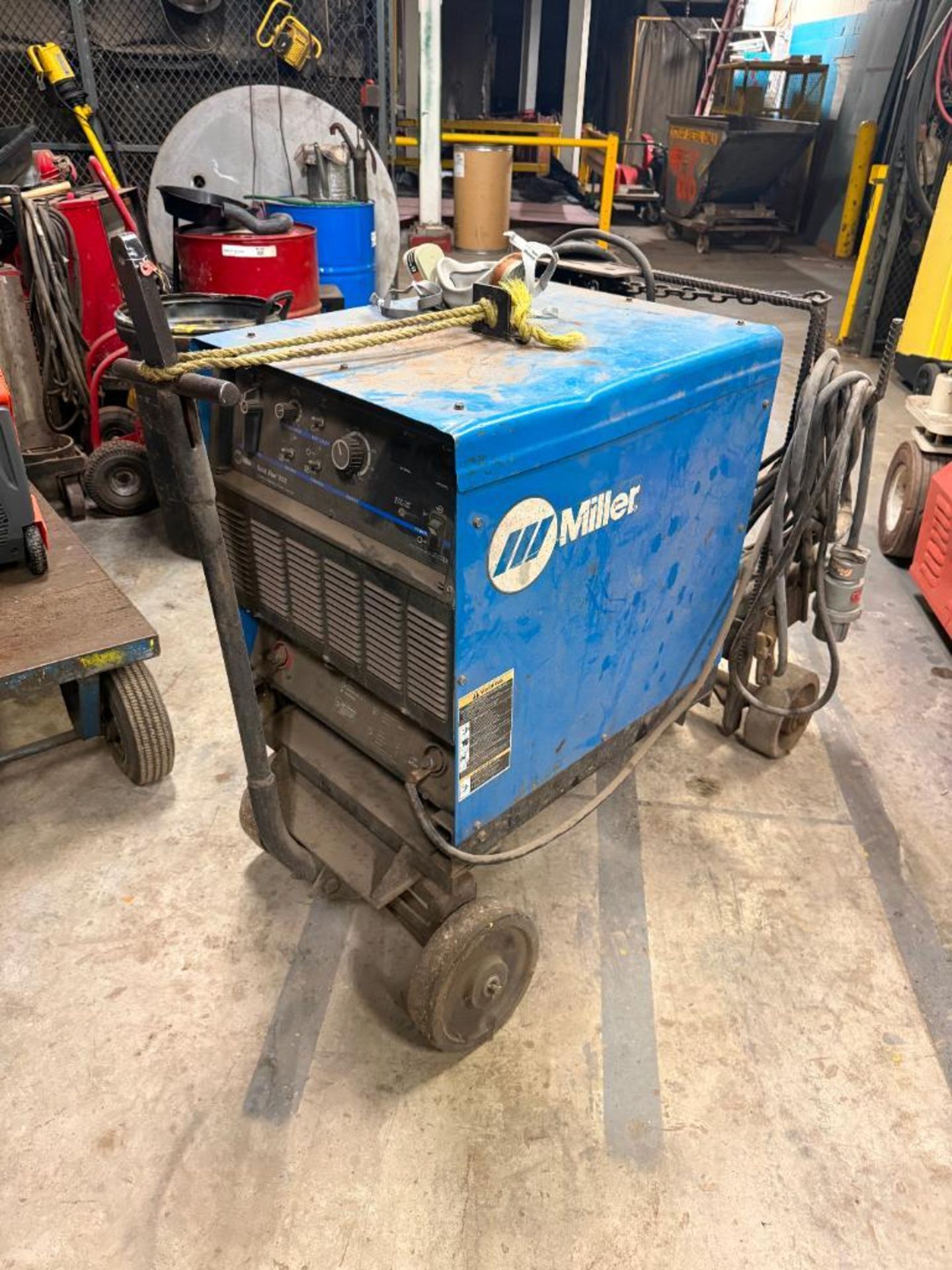 MILLER WELDMASTER GOLD STAR 302 WELDER