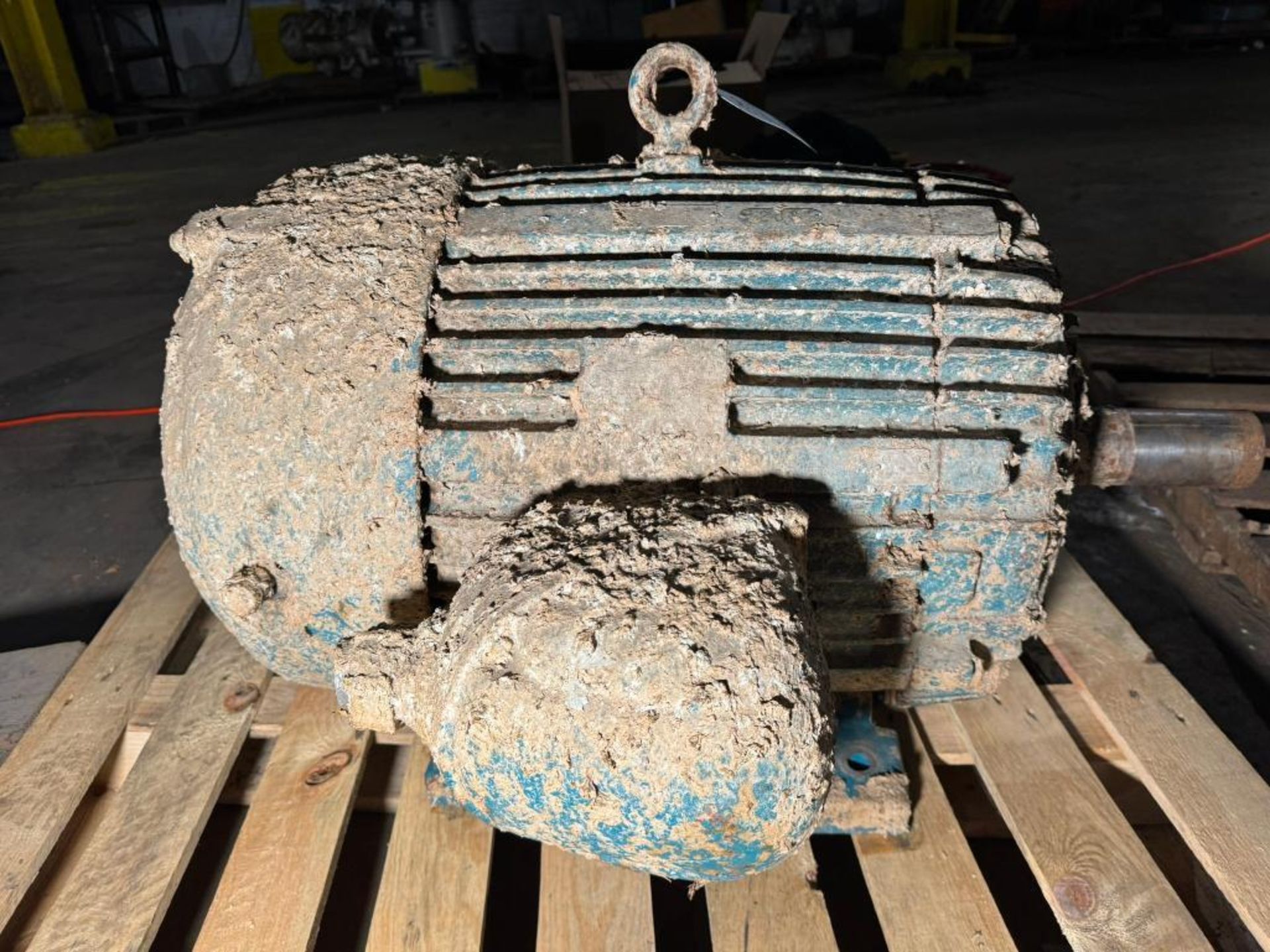 75 HP GENERAL ELECTRIC MOTOR 1185 RPM 575V FRAME 405T