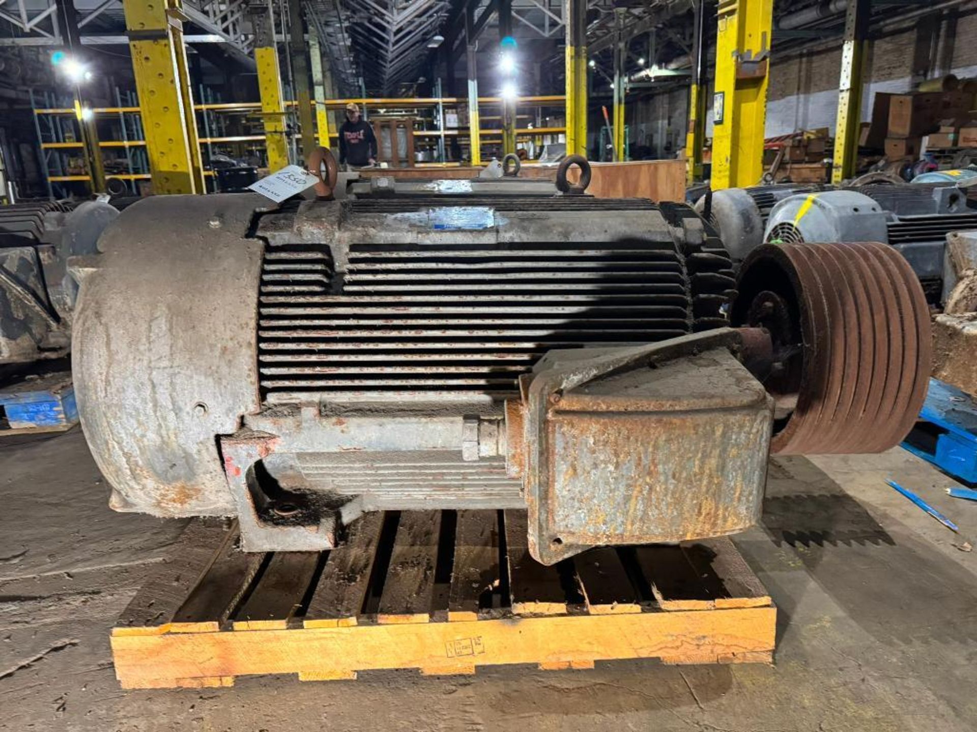 250 HP TECO-WESTINGHOUSE MOTOR 4160V 1180 RPM - Simple Rigging/Loading ...