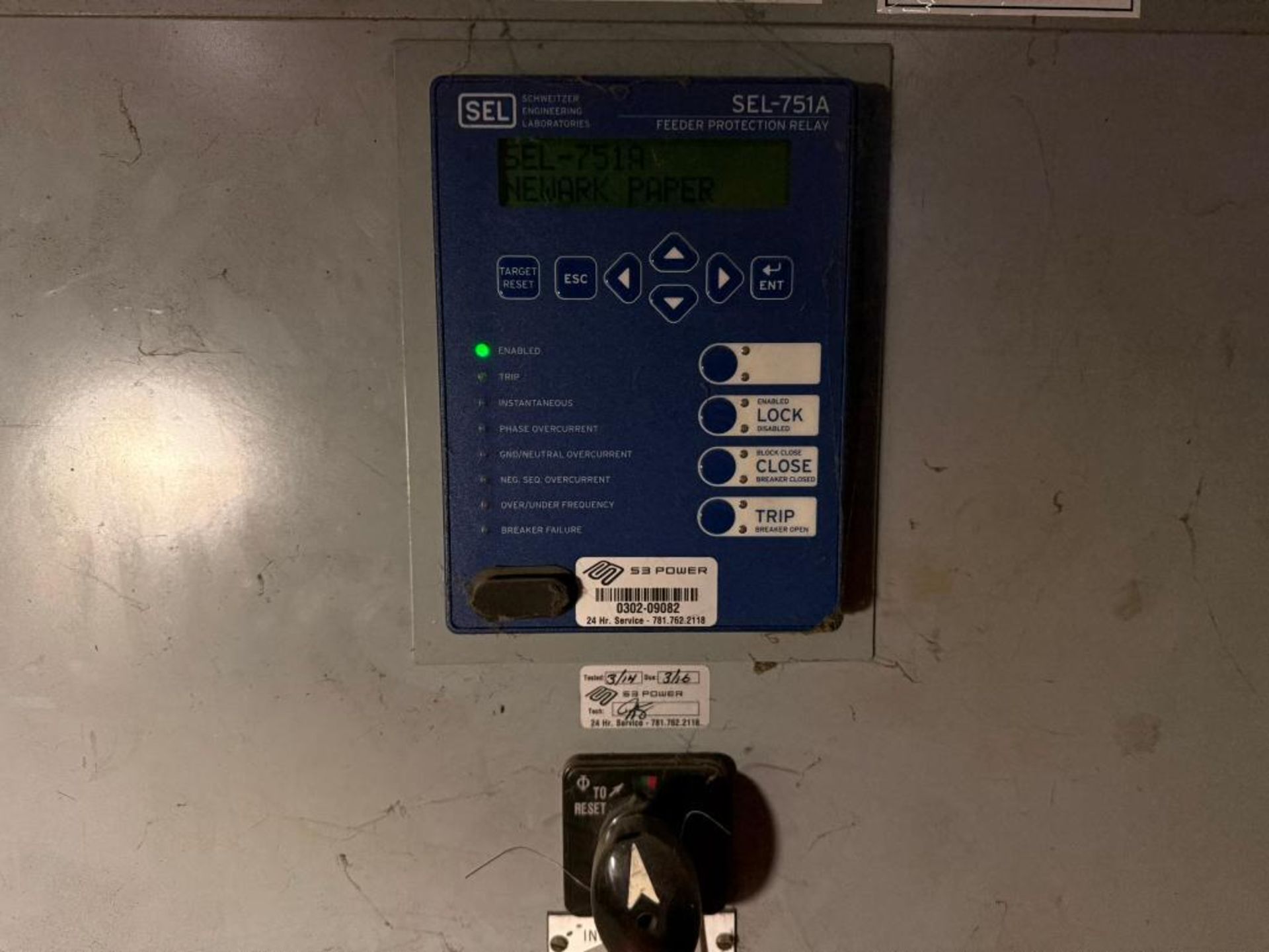 LIMITAMP MOTOR CONTROL MODEL CR194C118A2 WITH SWITCHGEAR - Simple ...