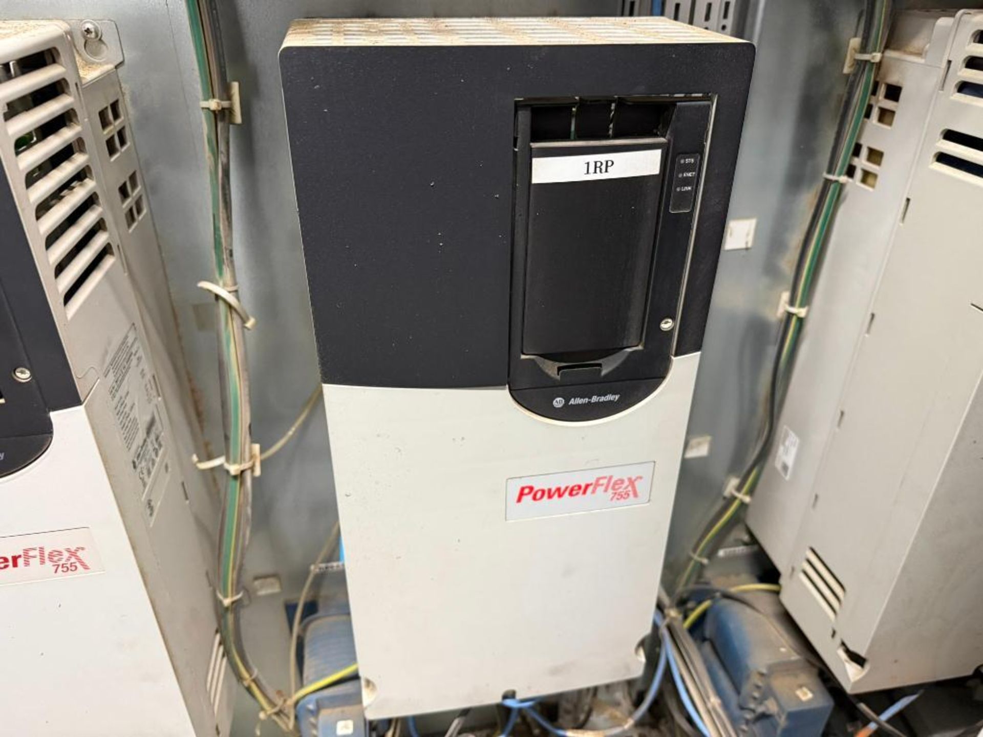 CABINET OF (4) ALLEN BRADLEY POWERFLEX 755 DRIVE VFDS - Simple Rigging ...