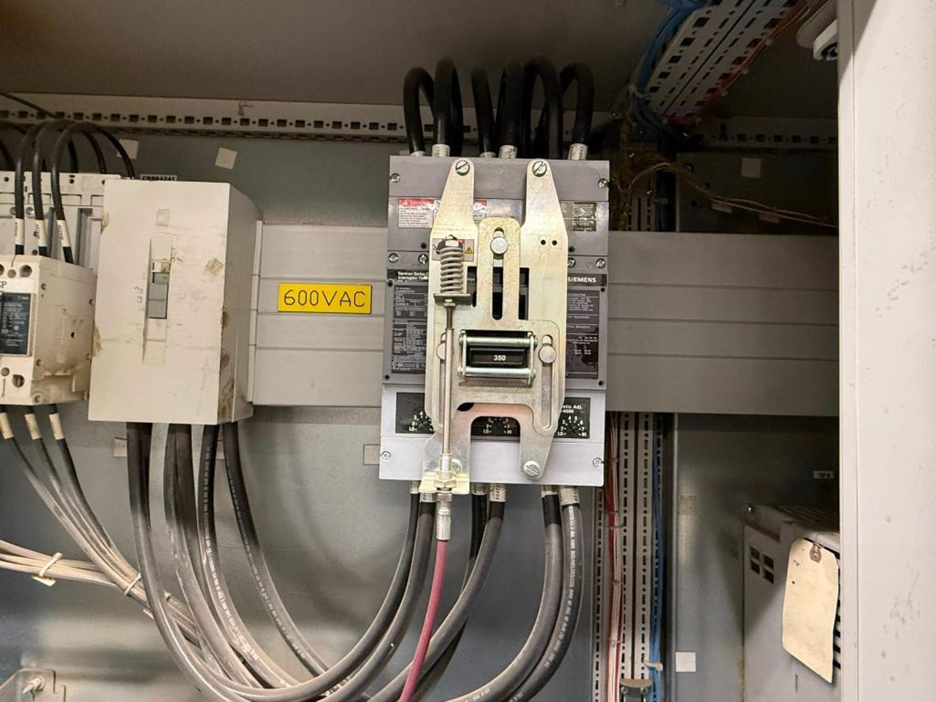 200 HP ALLEN BRADLEY POWERFLEX 755 DRIVE CAT. 20G1ANE192AN0NNNNN 600V ...