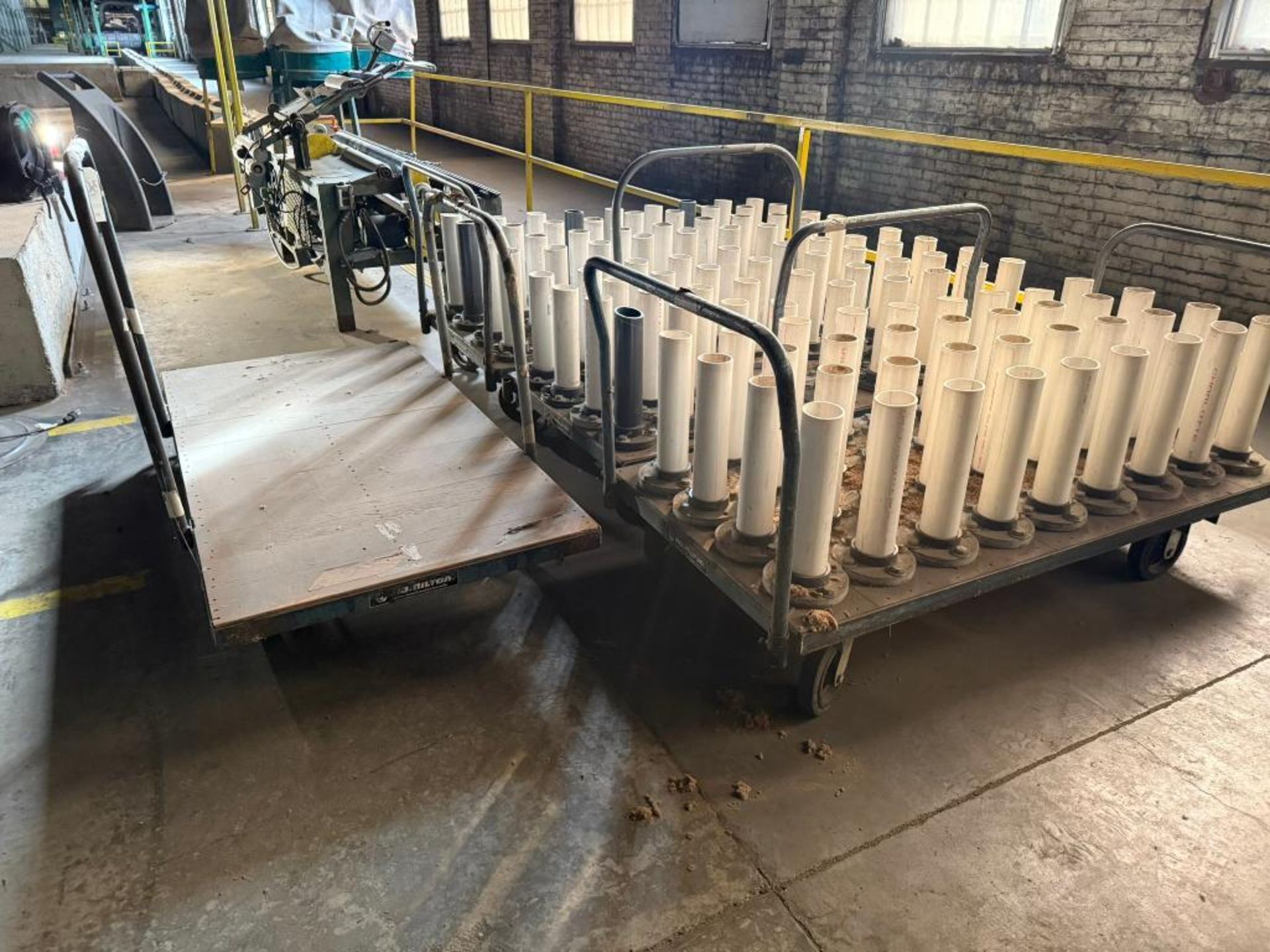 LOT OF CORE CARTS