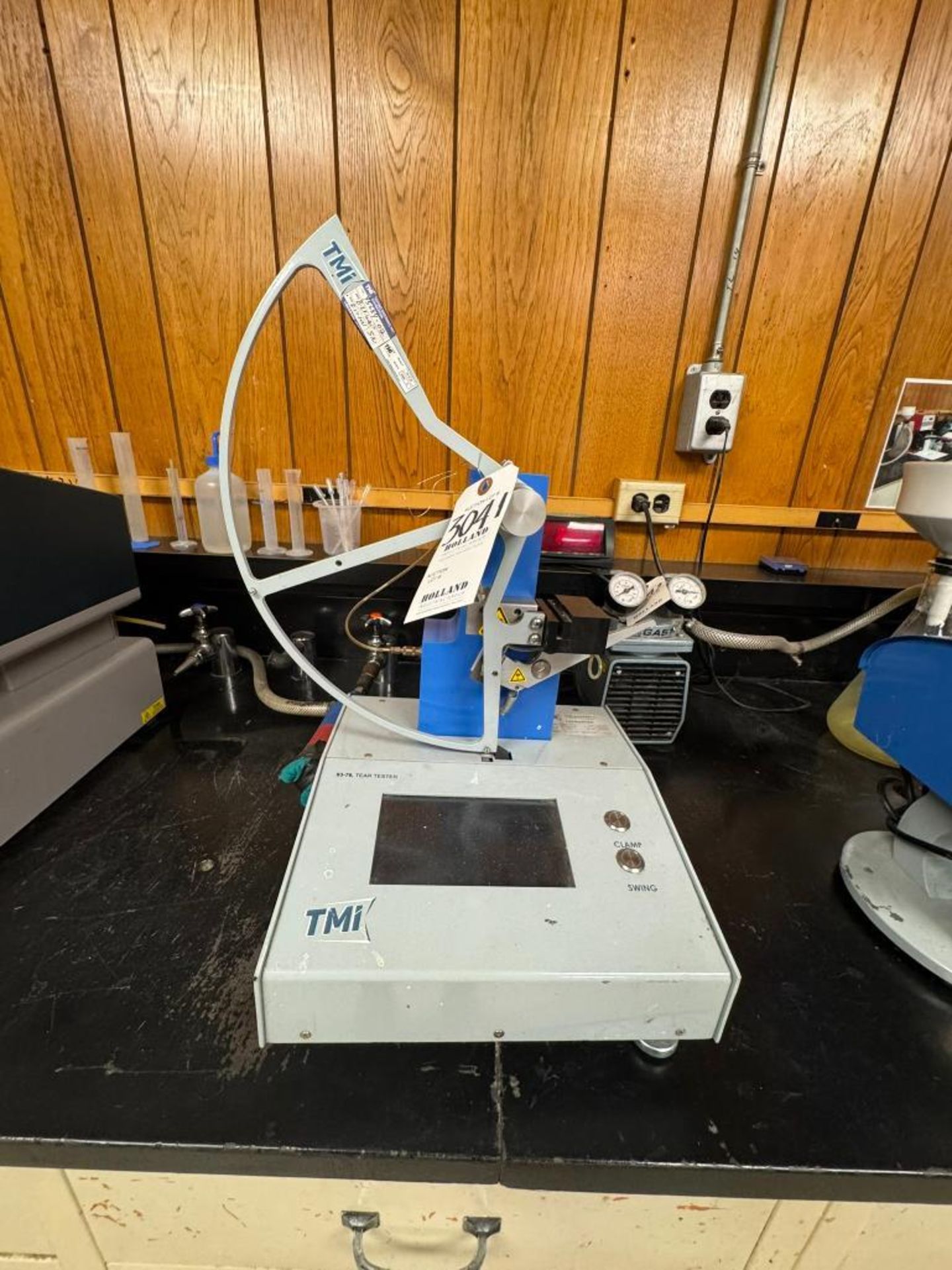 TMI MODEL 83-76 TEAR TESTER - Simple Rigging/Loading Fee: $25