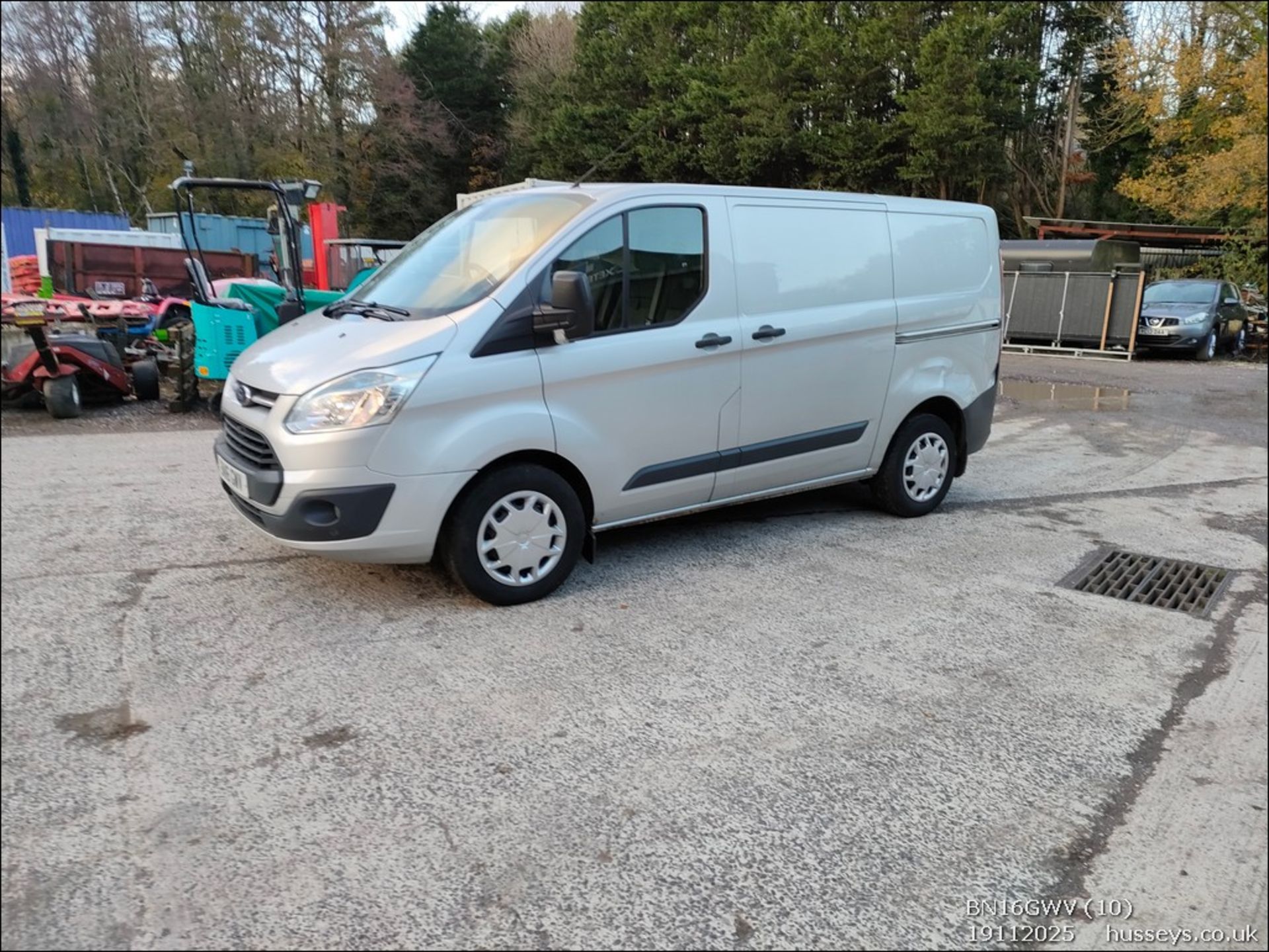 16/16 FORD TRANSIT CUSTOM 330 TREND 2198cc 6 Spd Manual Diesel Panel ...