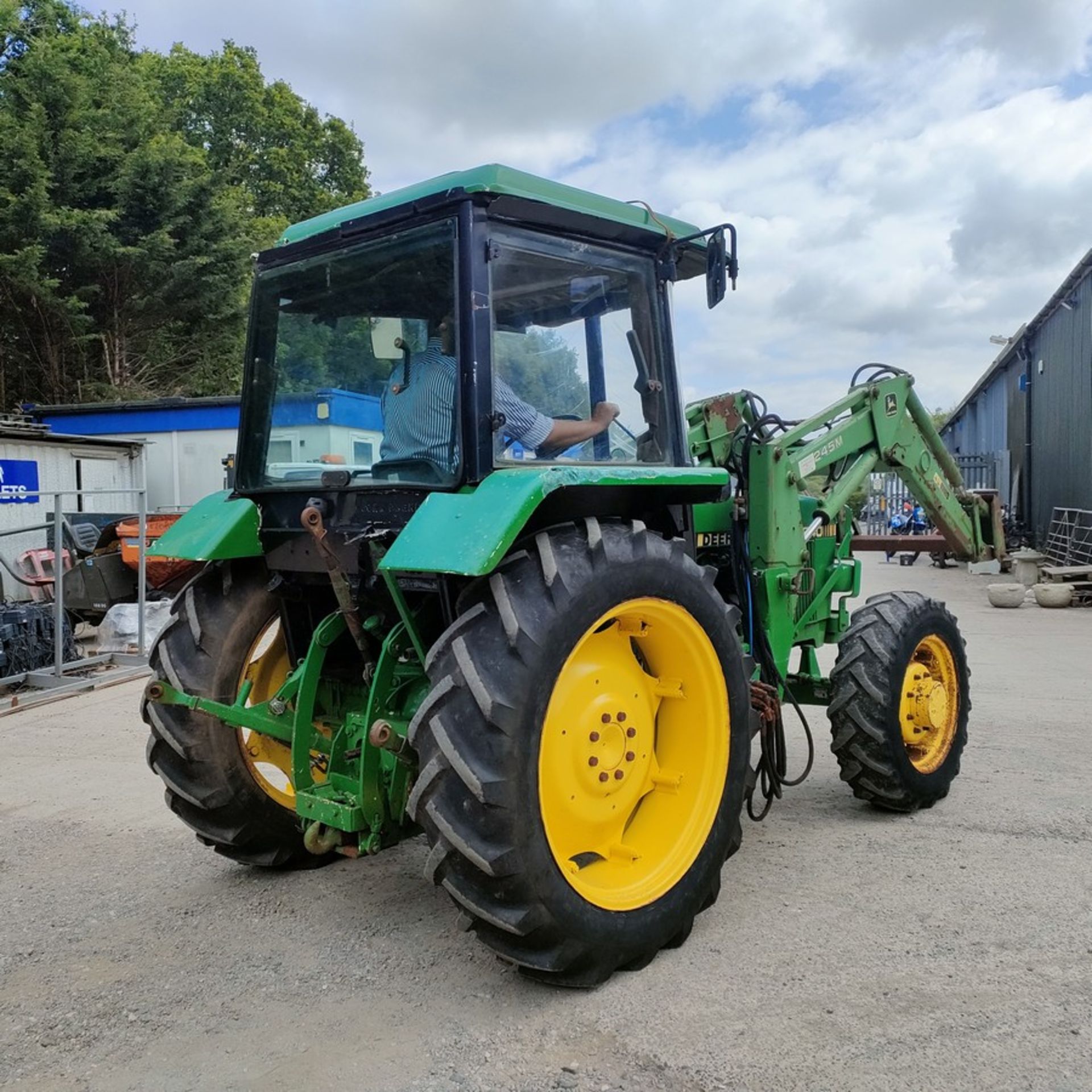 JOHN DEERE 1640 4WD TRACTOR C.W LOADER C.W V5