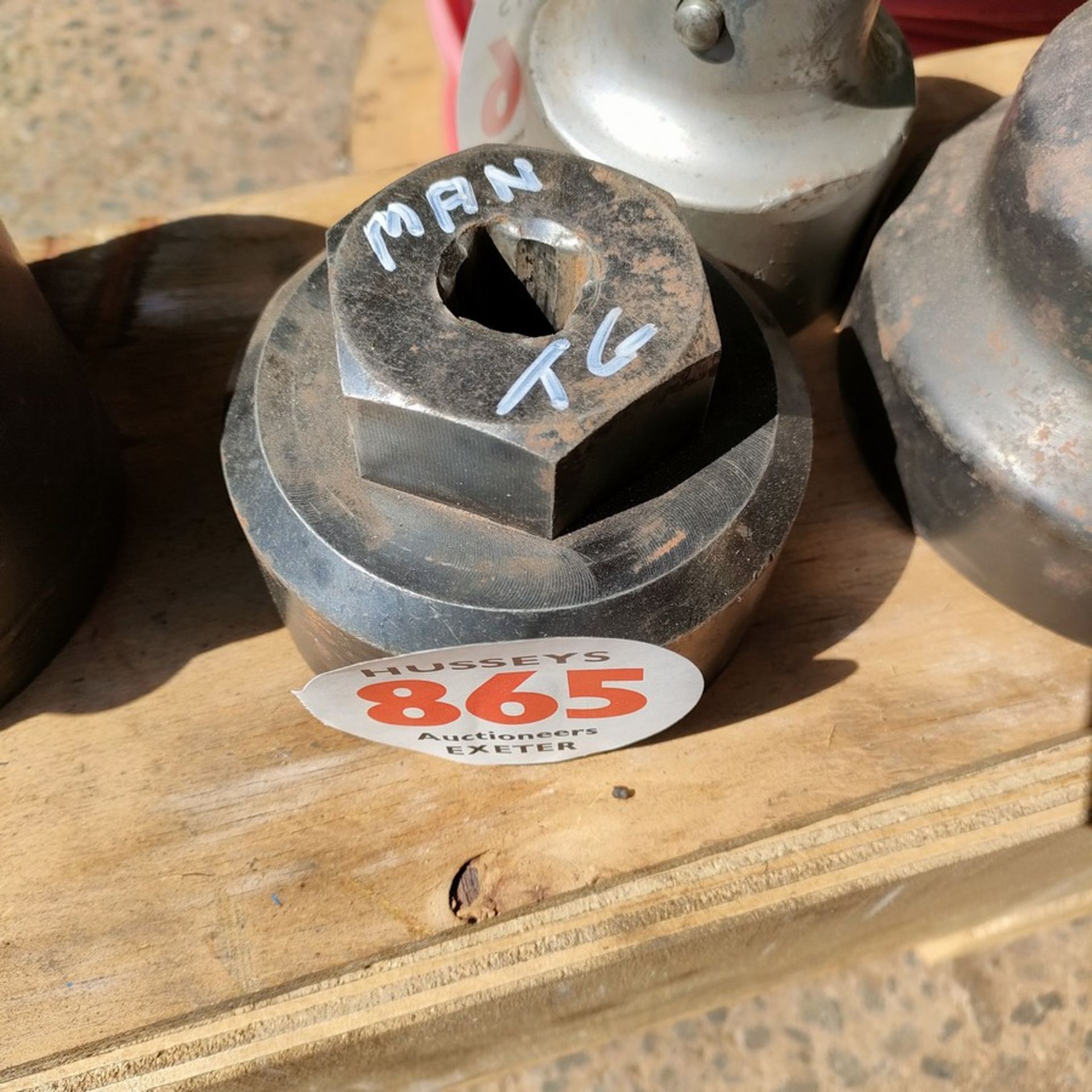 MAN HUB SPANNER *** This lot is part of an unreserved dispersal due to ...
