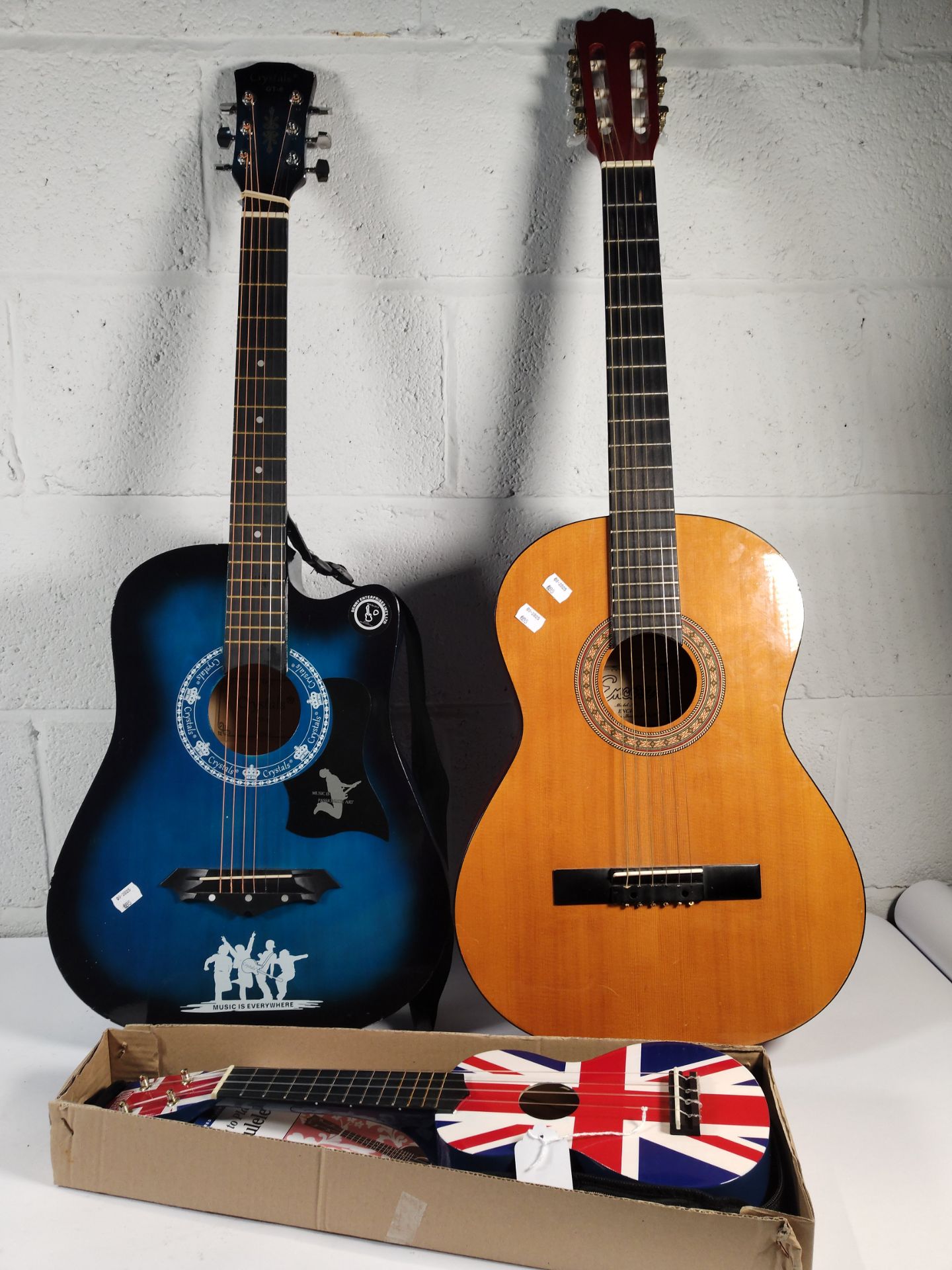 Three pre-owned musical instruments to include Encore ENC44 acoustic ...