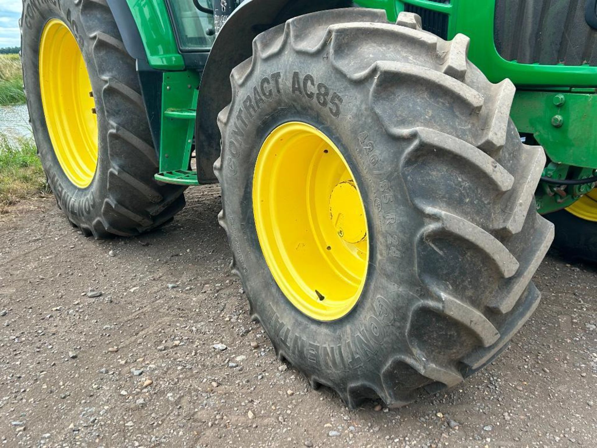 2007 John Deere 6430 Premium 40Kph PowerQuad 4wd tractor with Farm ...