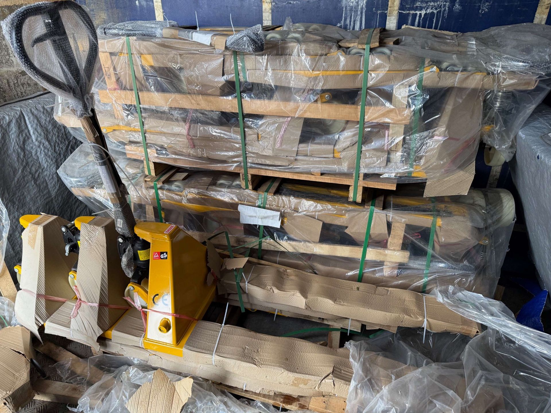 1 X NEW UNUSED 1.2M LONG - 2 TONNE PALLET TRUCK