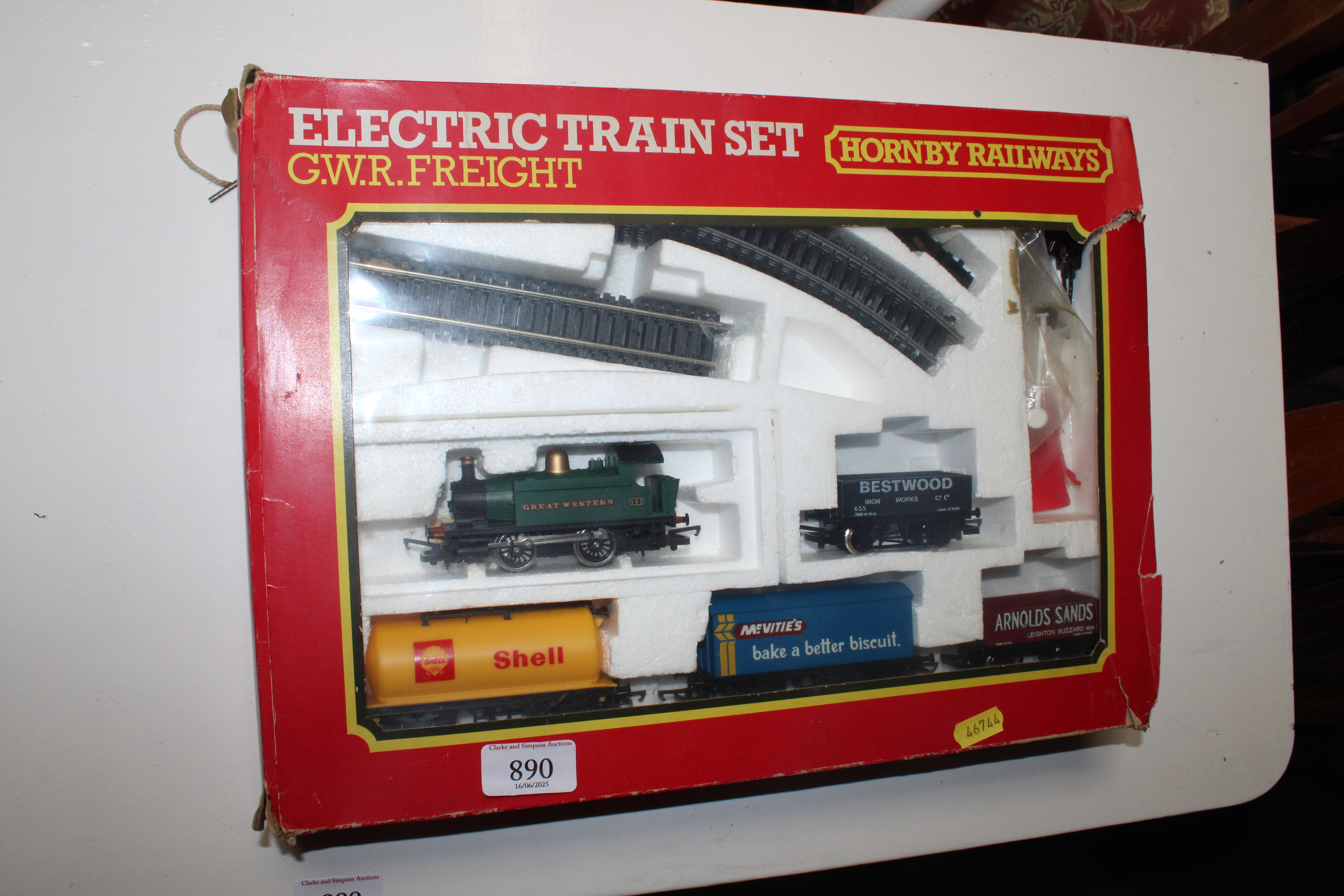 A Hornby railway electric trainset, GWR Freight, sold as seen