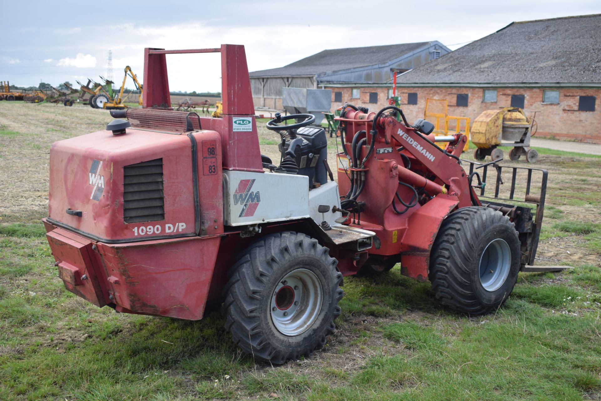 Weidemann 1090D/P pivot steer loader. 2000. 7,438 hours. Serial number ...