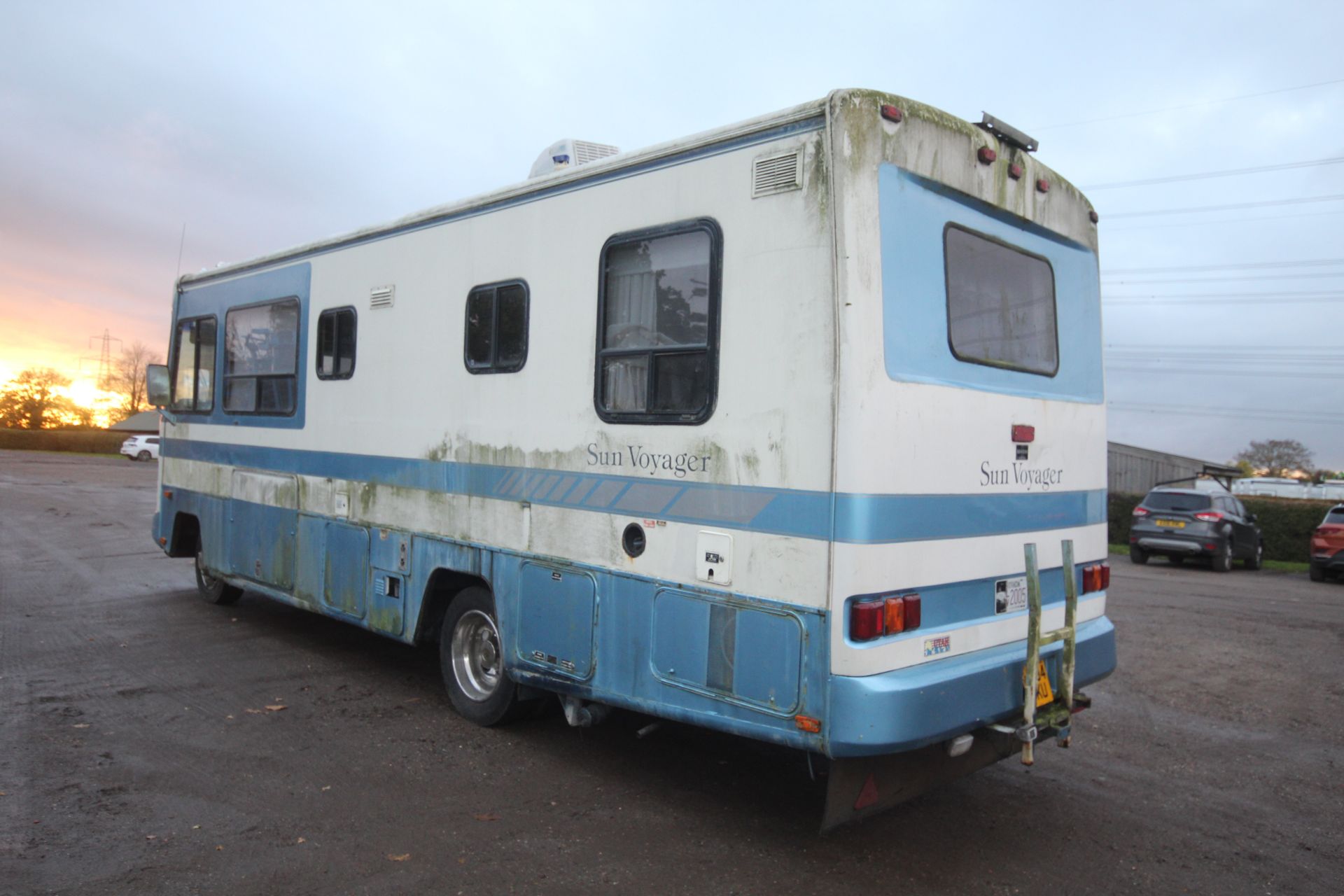 Gulf Stream Sun Voyager LHD auto 5.9L diesel 7.5T American motorhome ...
