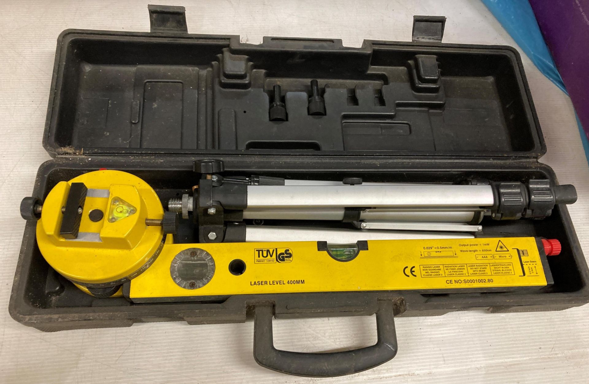 TUV battery-operated laser level on case (CWH Ref: Z02)