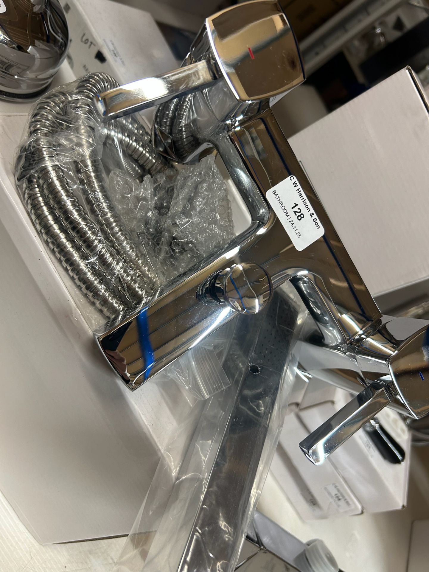 DECK MOUNTED CHROME BATH SHOWER MIXER NEW IN BOX COMPLETE WITH HOSE AND ...