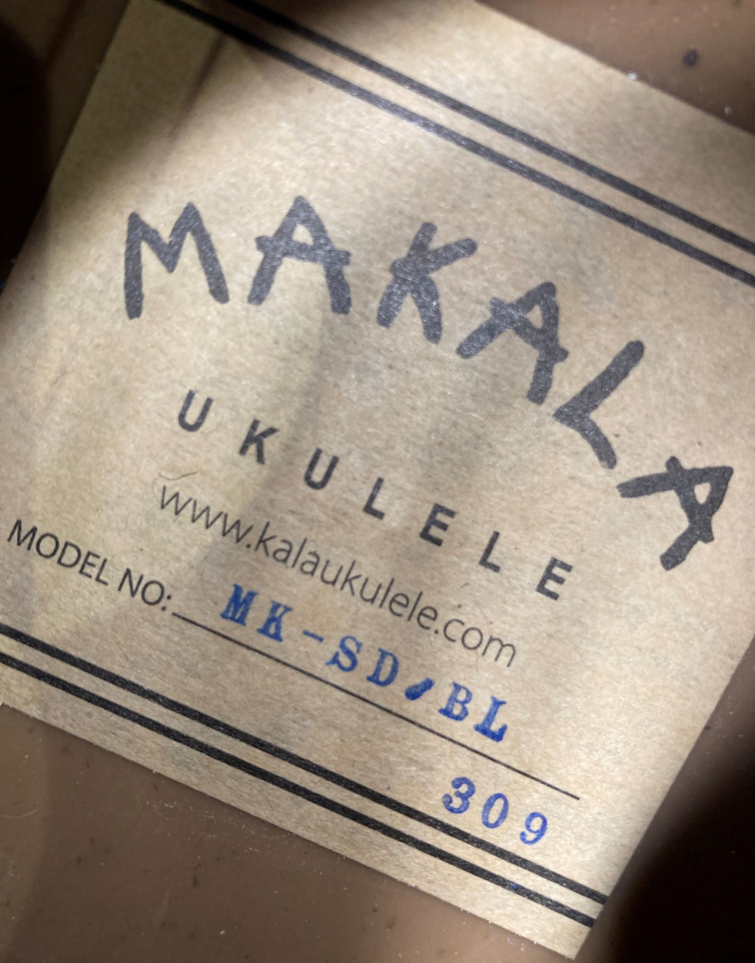 Blue floral themed MaKala ukulele model Mk-SD-BL, with case (CWH Ref ...