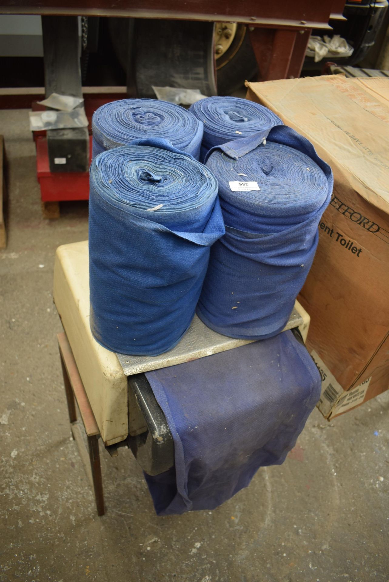 *Continuous Blue Roll Hand Dryer