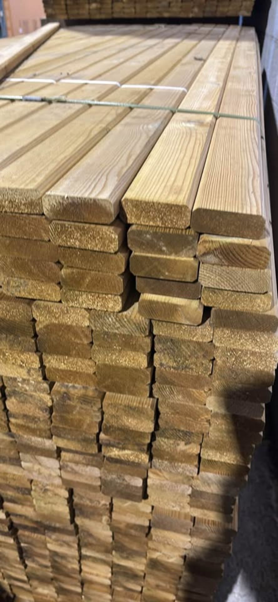 30 Slatted / Venetian Battens Rounded Edges Smooth Finish & Treated 10 ...