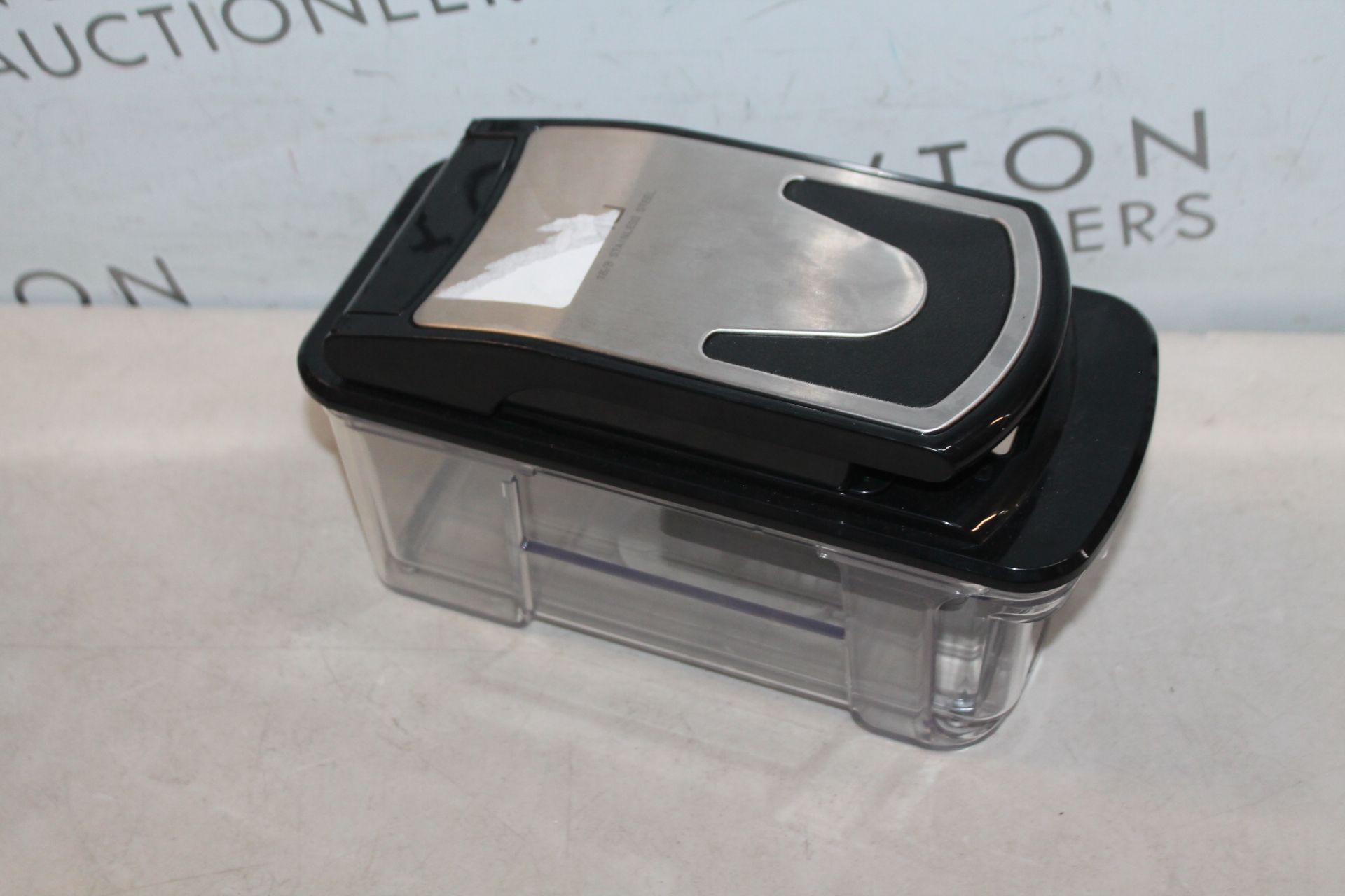 1 MIU VEGETABLE CHOPPER RRP Â£19