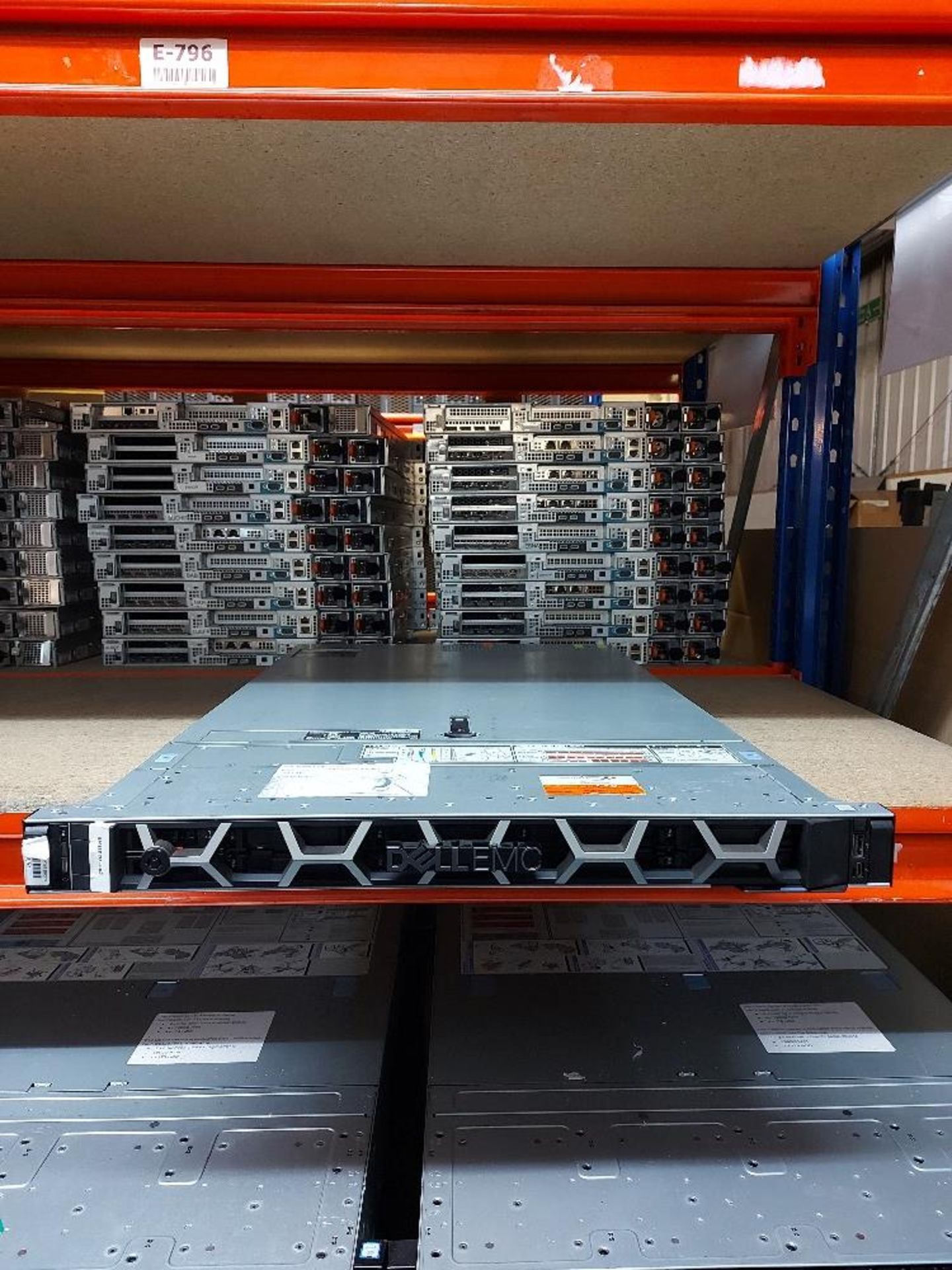 Dell PowerEdge R640 rack mount serverSpecification to include:Dual ...