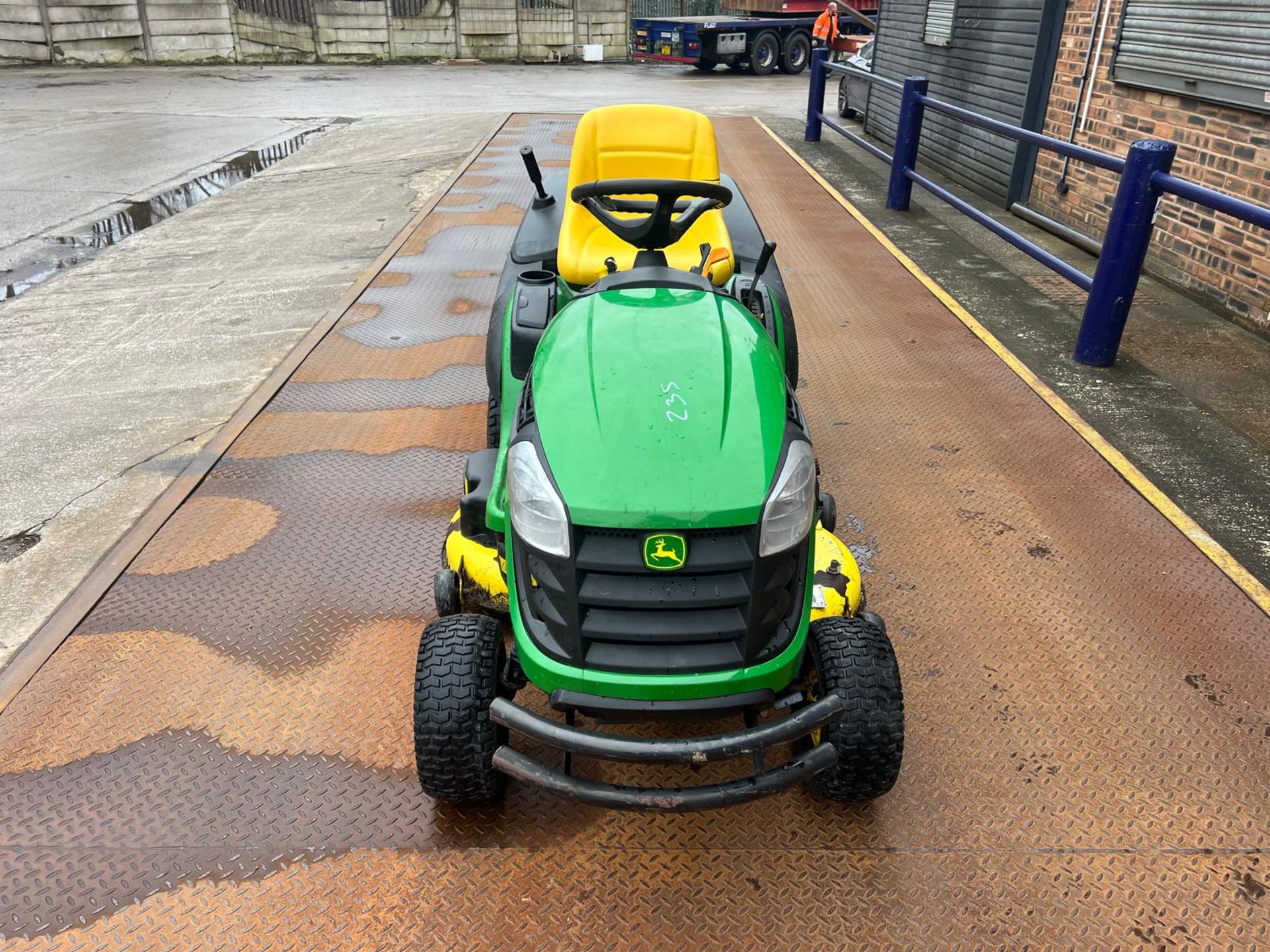 John Deere X155R Ride on Mower Fuel - Petrol Date Of Reg - tbc Hrs ...