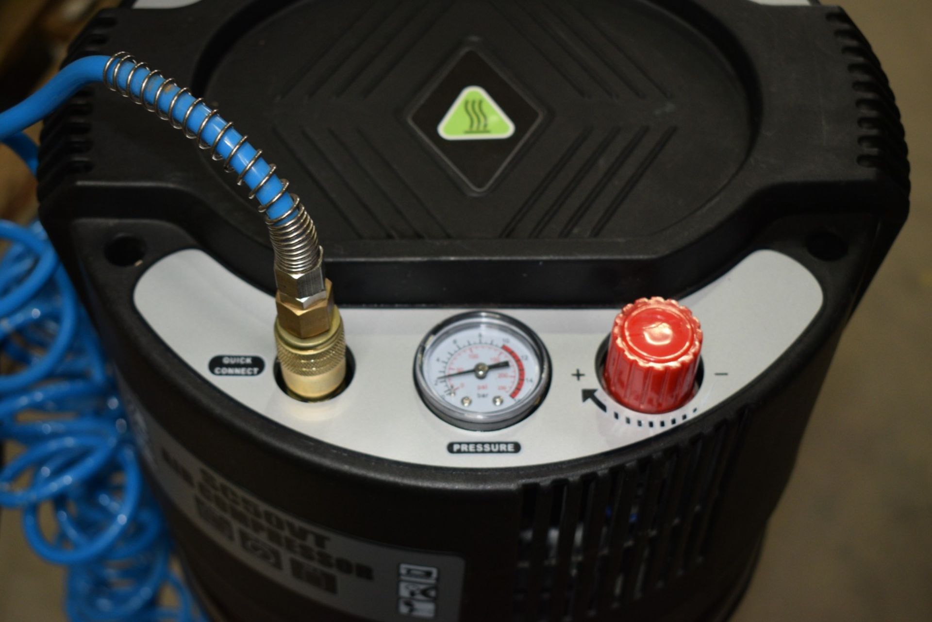 1 x SGS SC50VT Vertical Air Compressor - 50L Tank with Coiled Hose Ref ...