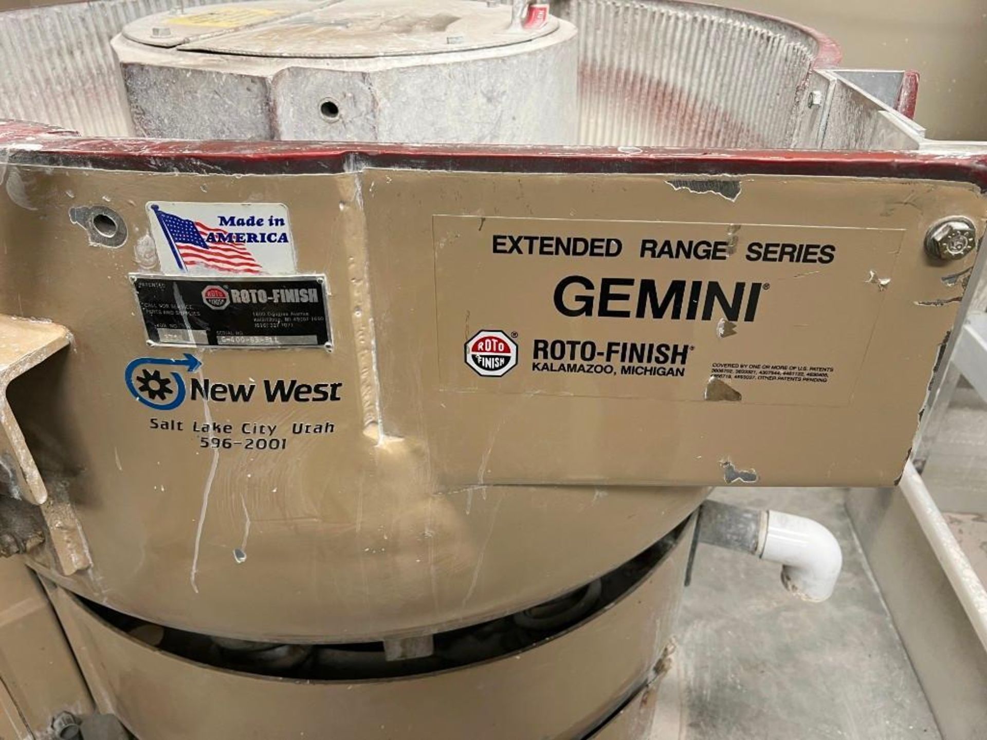 Roto Finish Gemini 40" Rotary Batch-Type Vibratory Finishing Machine, S ...