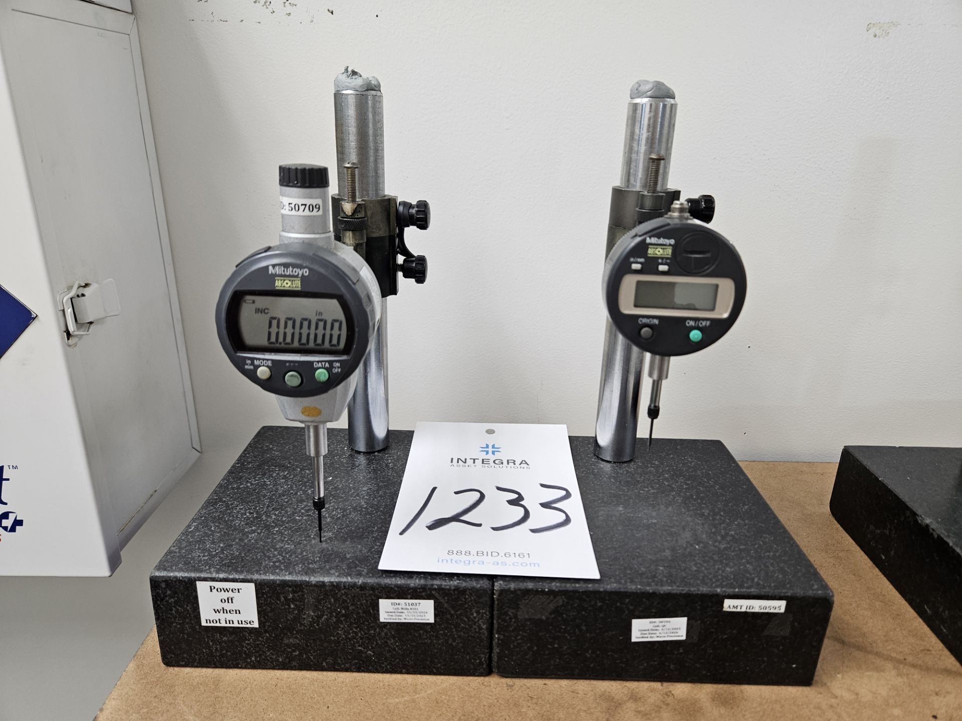 (2) 6" x 6" x 2" Granite Based Indicator Stands w/ Mitutoyo Digital ...