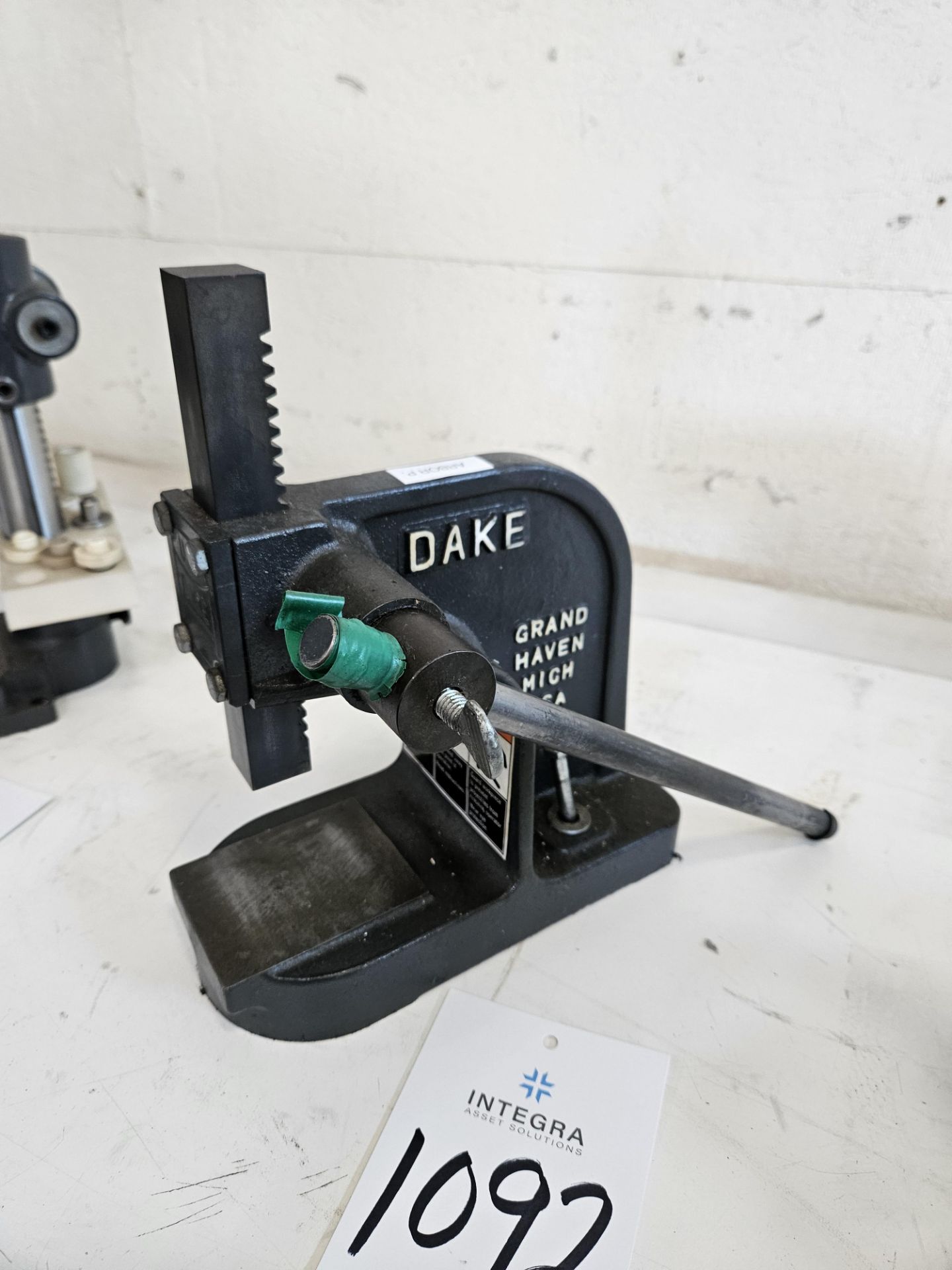 Dake X Arbor Press, 1-Ton Capacity