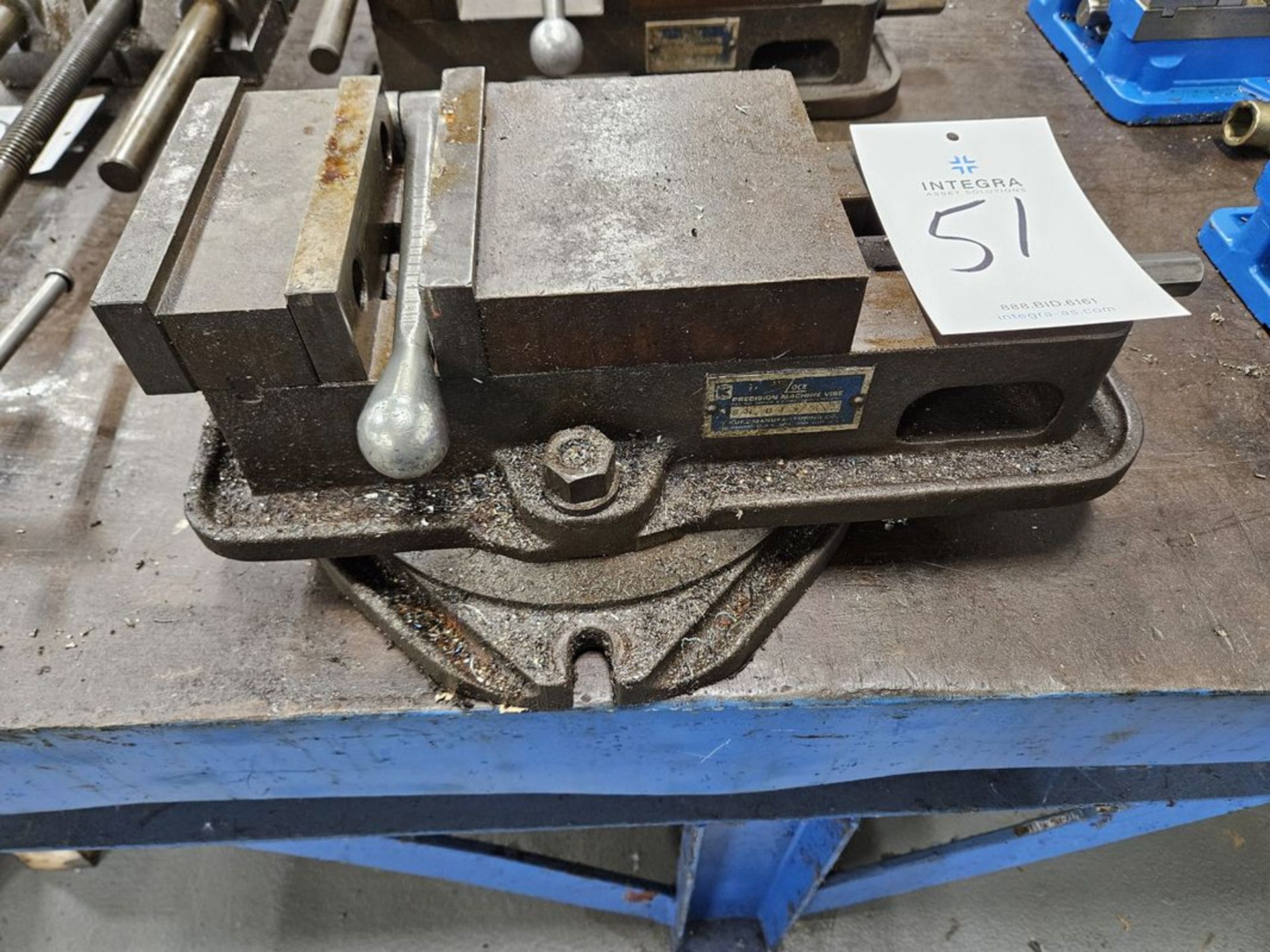 6" Kurt Machine Vise w/ Swivel Base (Location; Toledo, OH)