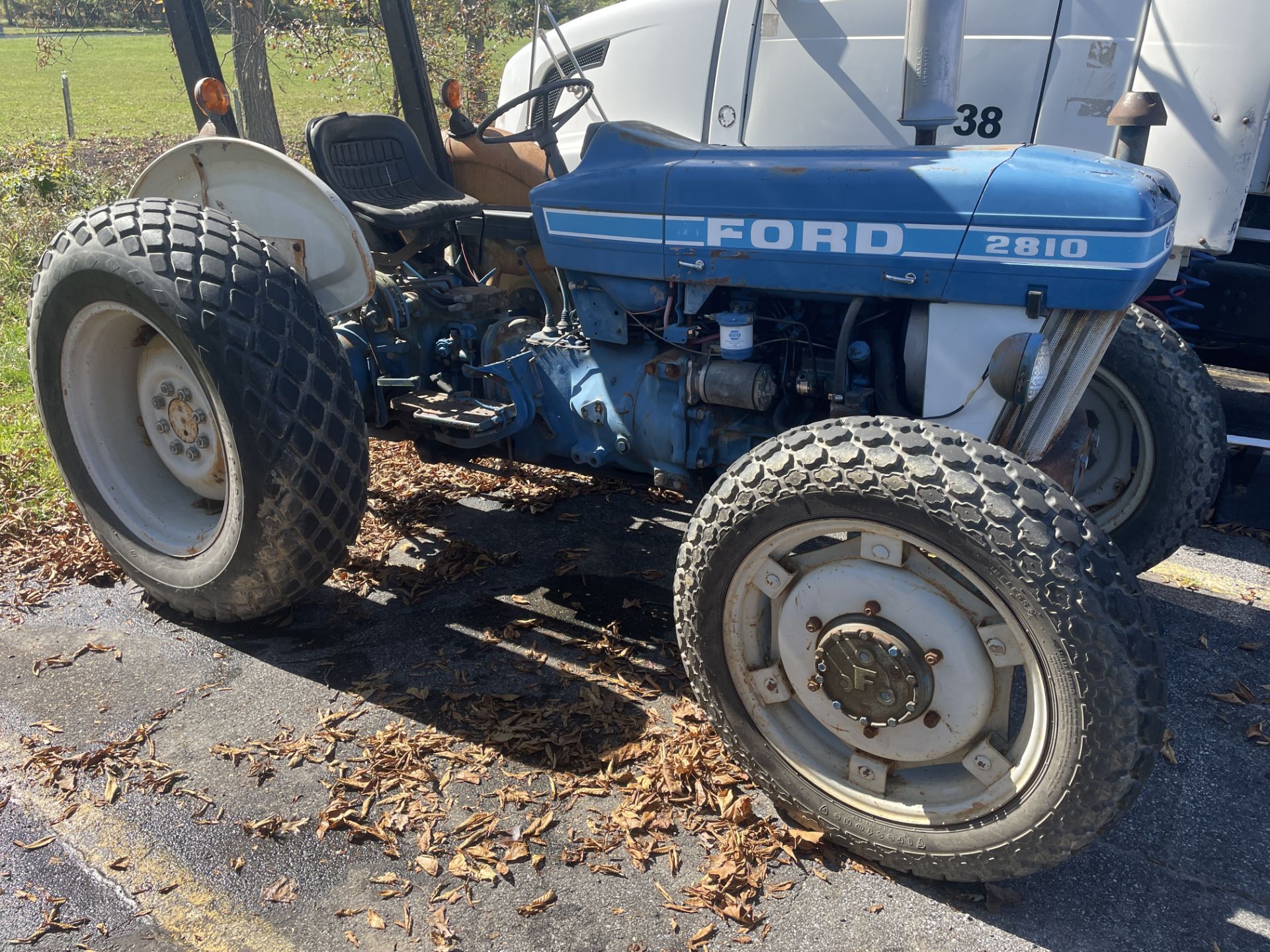 Ford 2810 Compact Utility Tractor