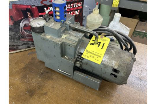 VacuMaster Vacuum Pump