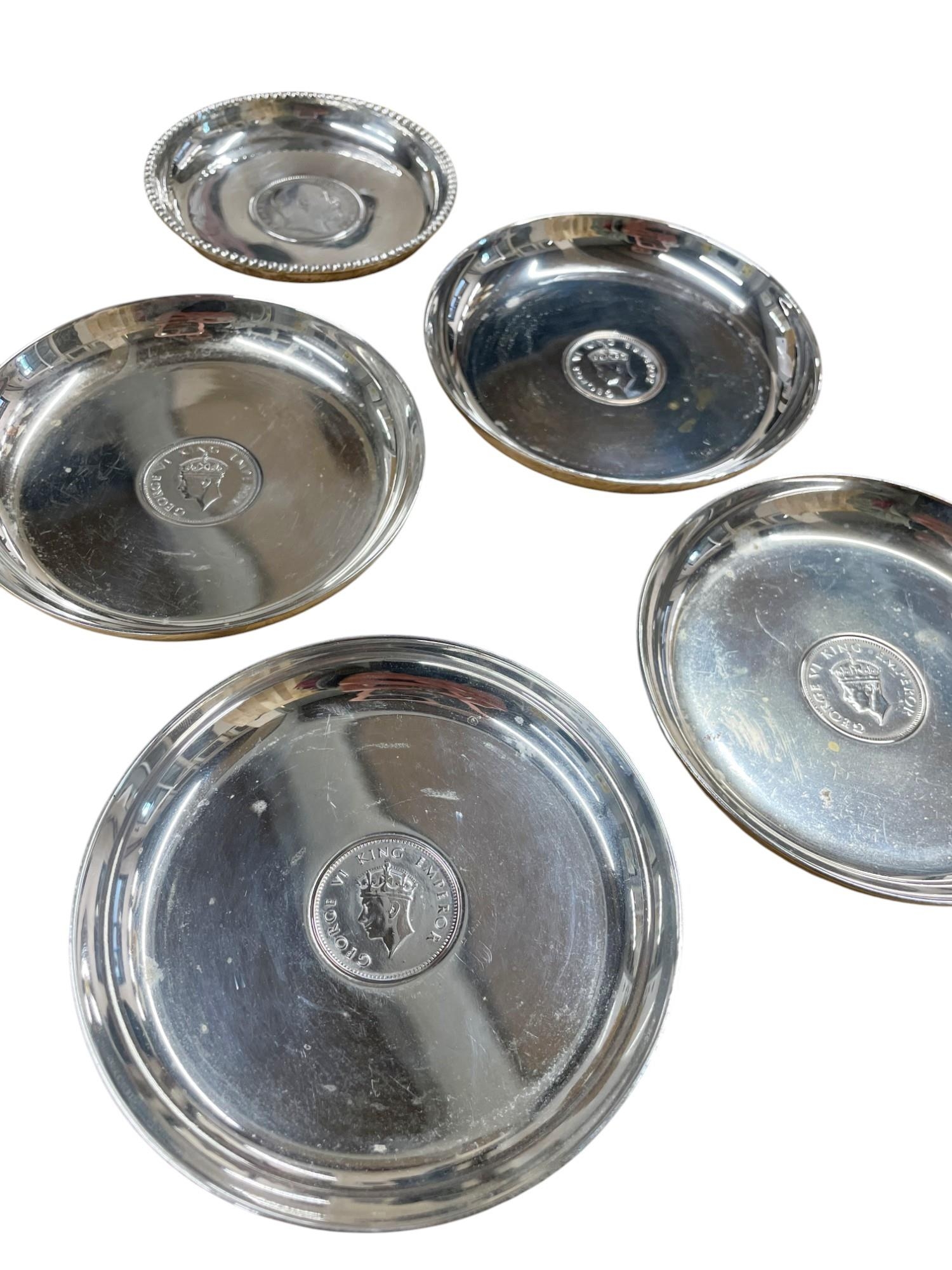 Indian silver coin dish with inset 1904 Rupee coin, eastern hallmark to ...