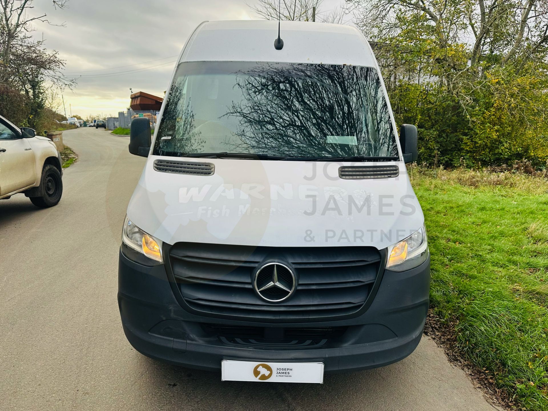 MERCEDES SPRINTER 314 CDI *MEDIUM WHEEL BASE* PROGRESSIVE - 2021 REG ...
