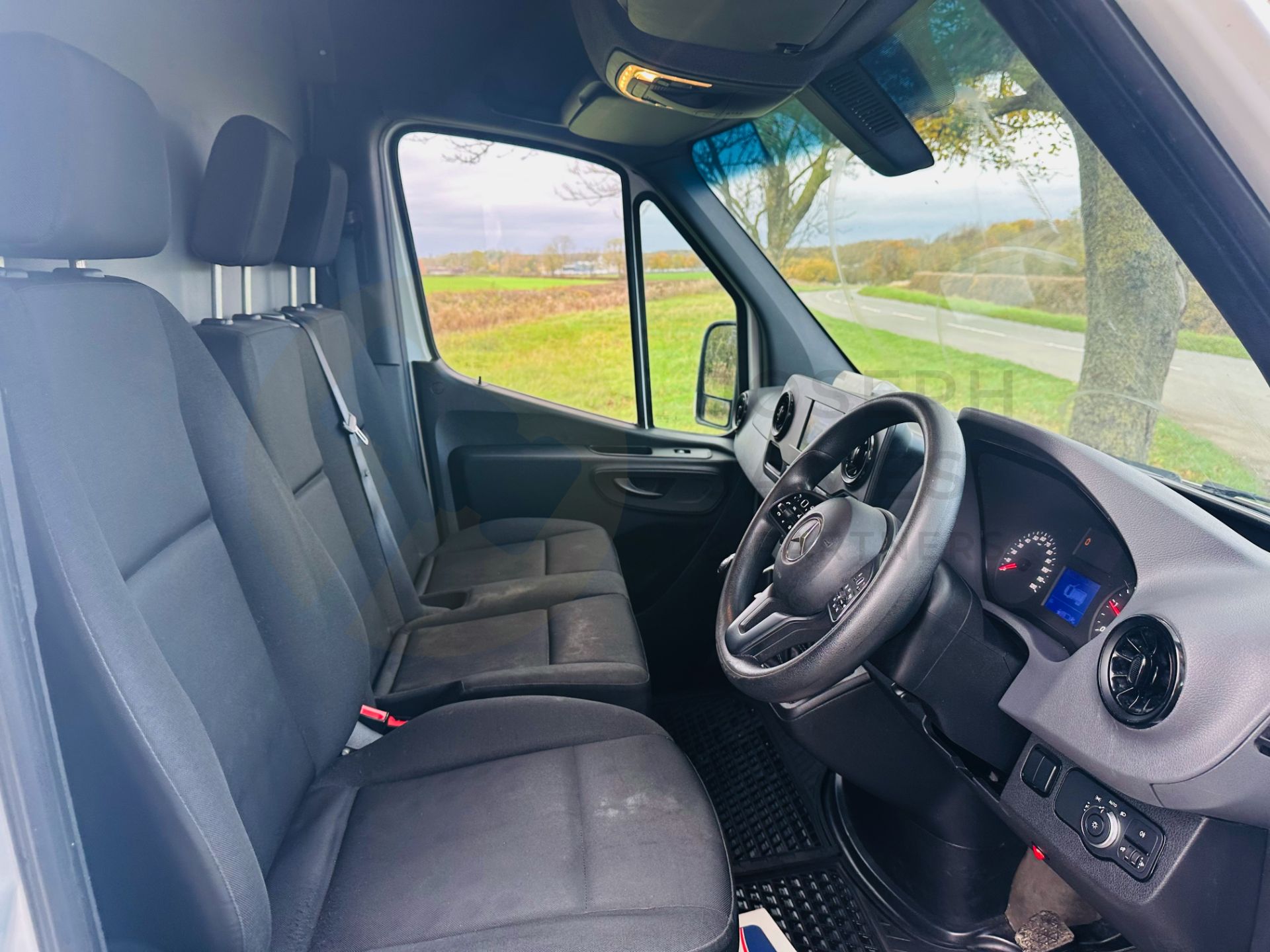 MERCEDES SPRINTER 314 CDI *MEDIUM WHEEL BASE* PROGRESSIVE - 2021 REG ...
