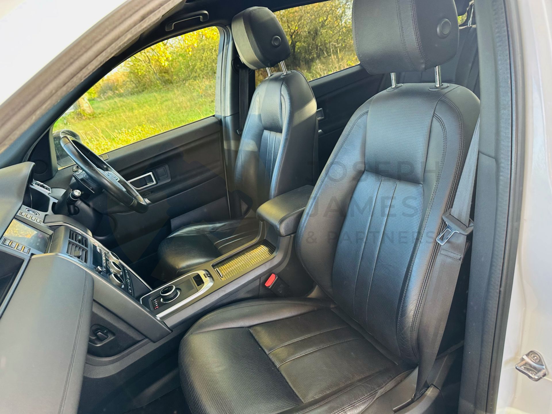 LAND ROVER DISCOVERY SPORT LANDMARK TD4 AUTO * On Sale / Reserve Met ...