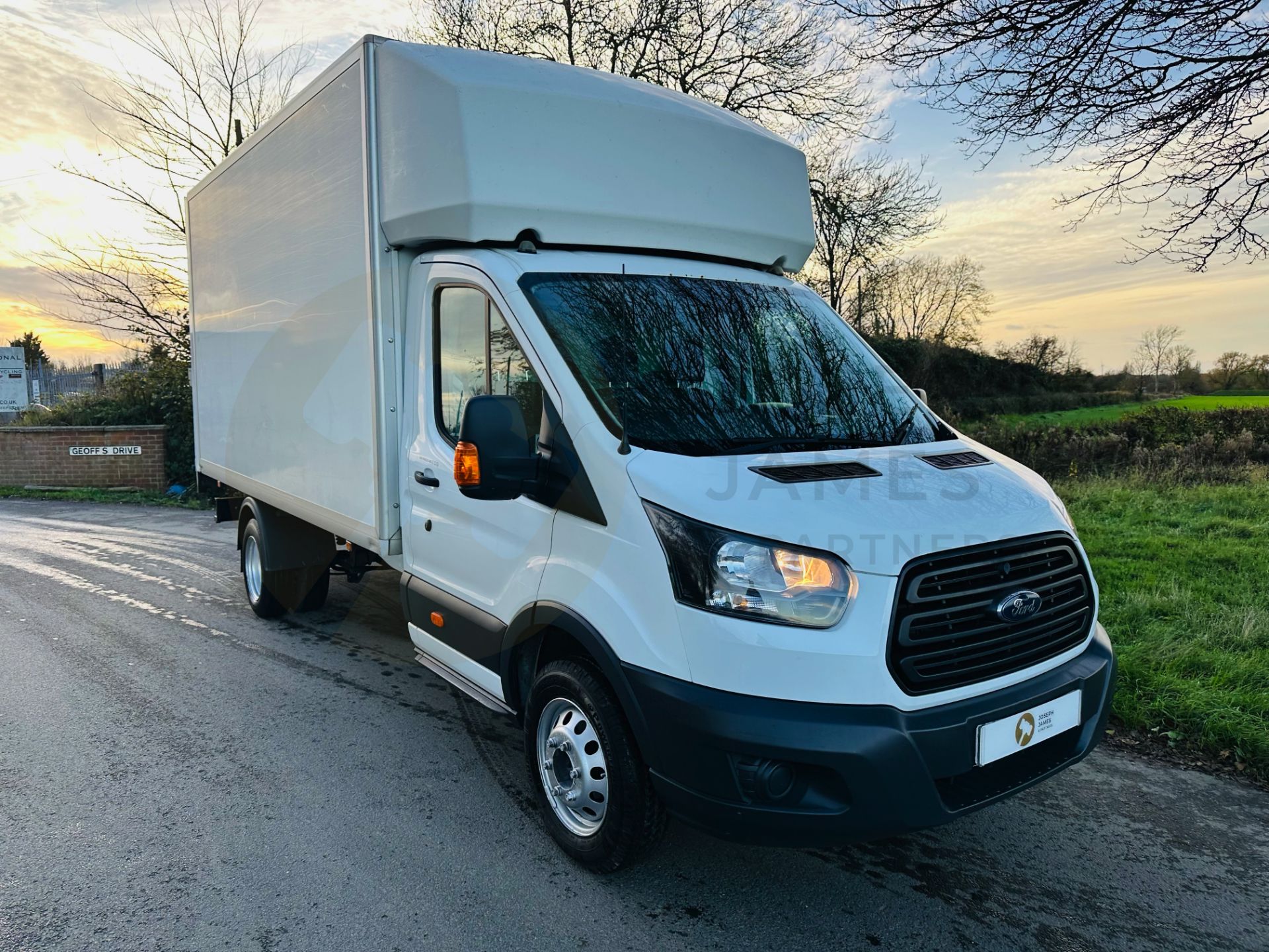 FORD TRANSIT 350 2.0 TDCI *LUTON/ BOX WITH ELECTRIC TAIL LIFT* TWIN ...