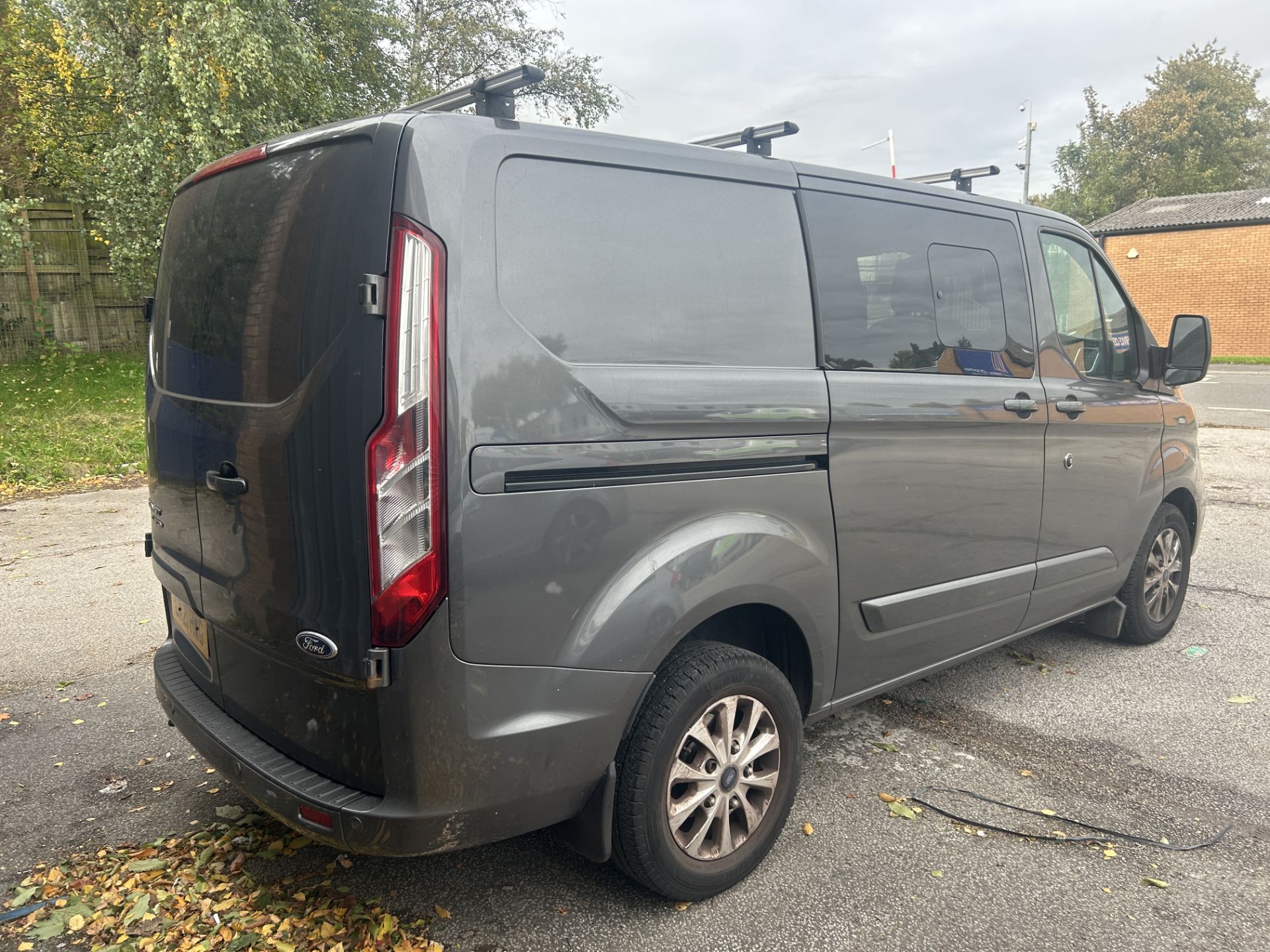 Ford 6 Seater Panel Van Model: Transit Custom 320LMTD EB Reg: CX21 HWG ...