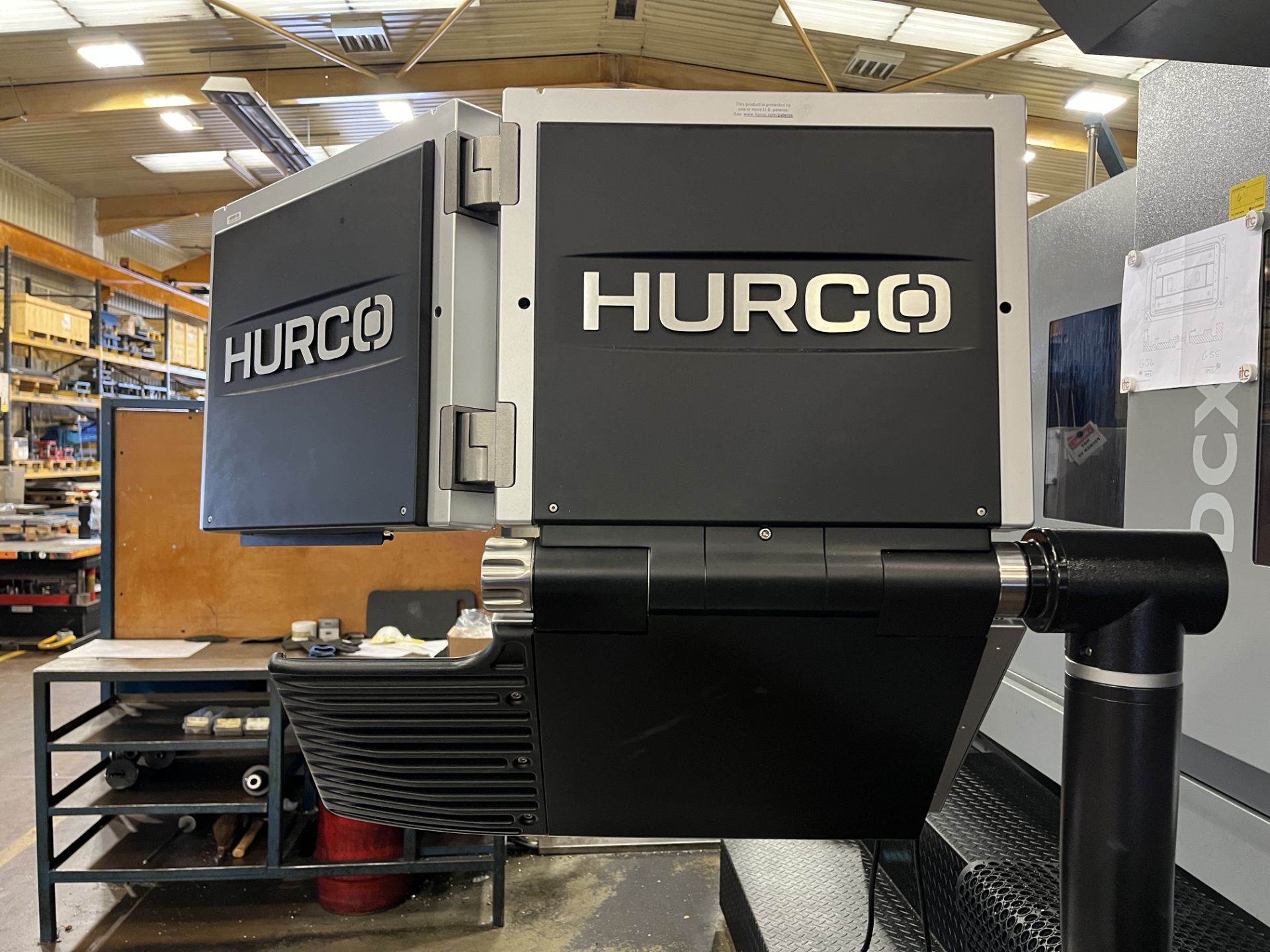 Hurco 3 Axle 50T CNC Machining Centre Model: DCX32i Serial Number ...