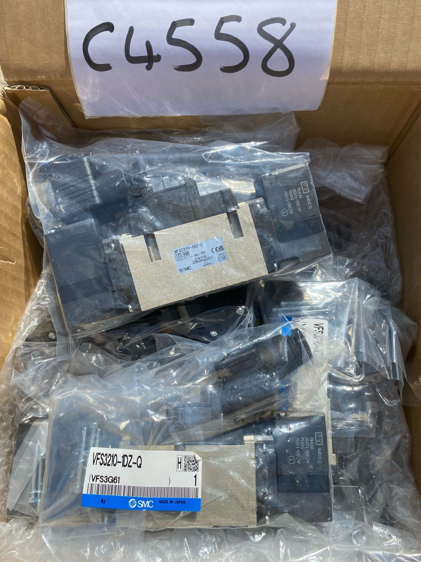 10X SMC SOLENOID VALVE VFS3210-1DZ ZZ002701683690