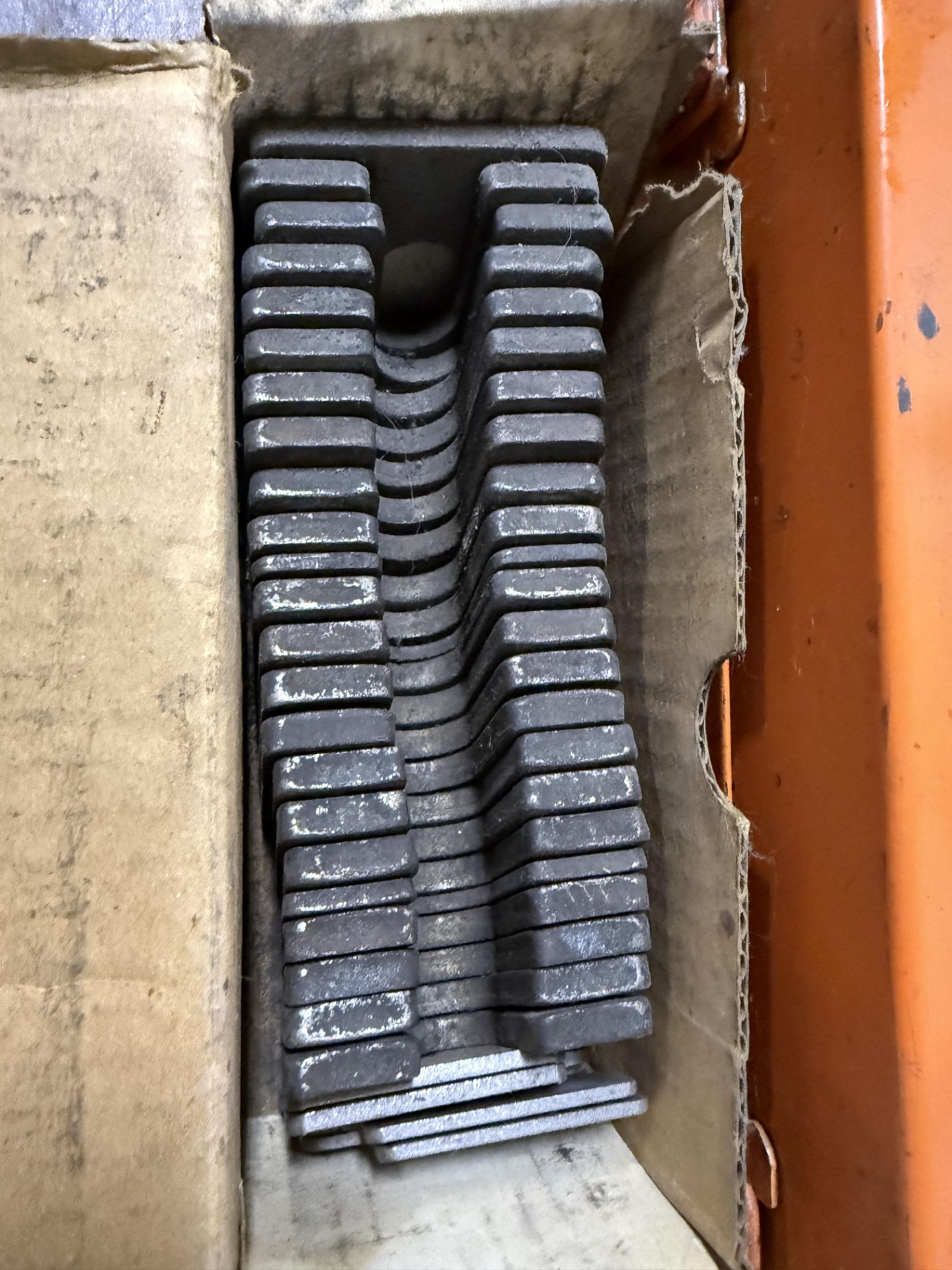 Aloma Leveling Shim Set With Various Other Leveling Shims