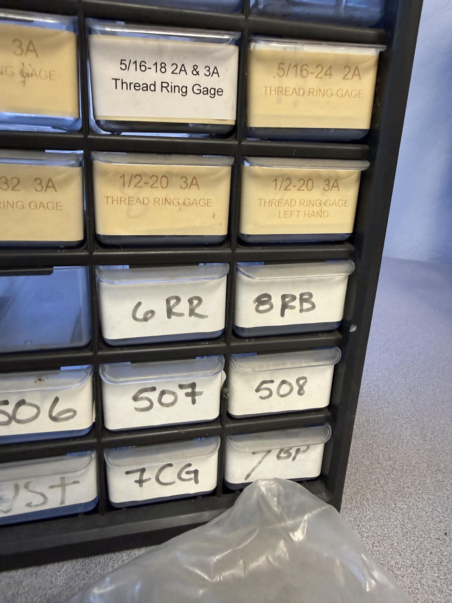 Organizer With Various Size Thread & Plug Gages (see photos for more ...