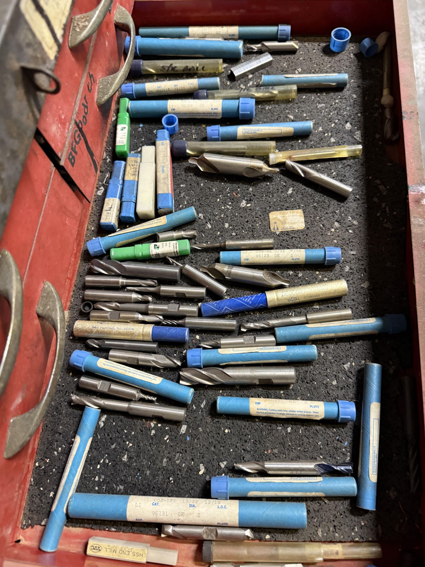 8 Drawer Rolling Shop Tool Box Full of Reamers, Drills, End Mills, Vise ...