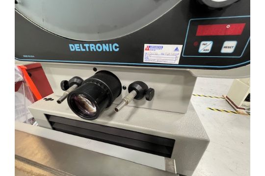 Deltronic Optical Comparator Model DH 216