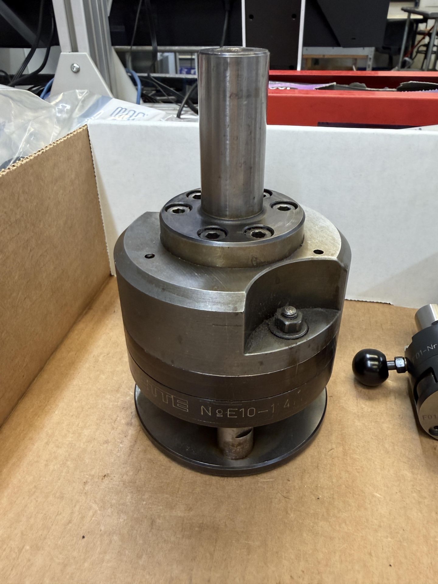 LMT Fette Ark-F01 - 3/4" Thread Roll Head & LMT Fette E10-114148 Radial ...