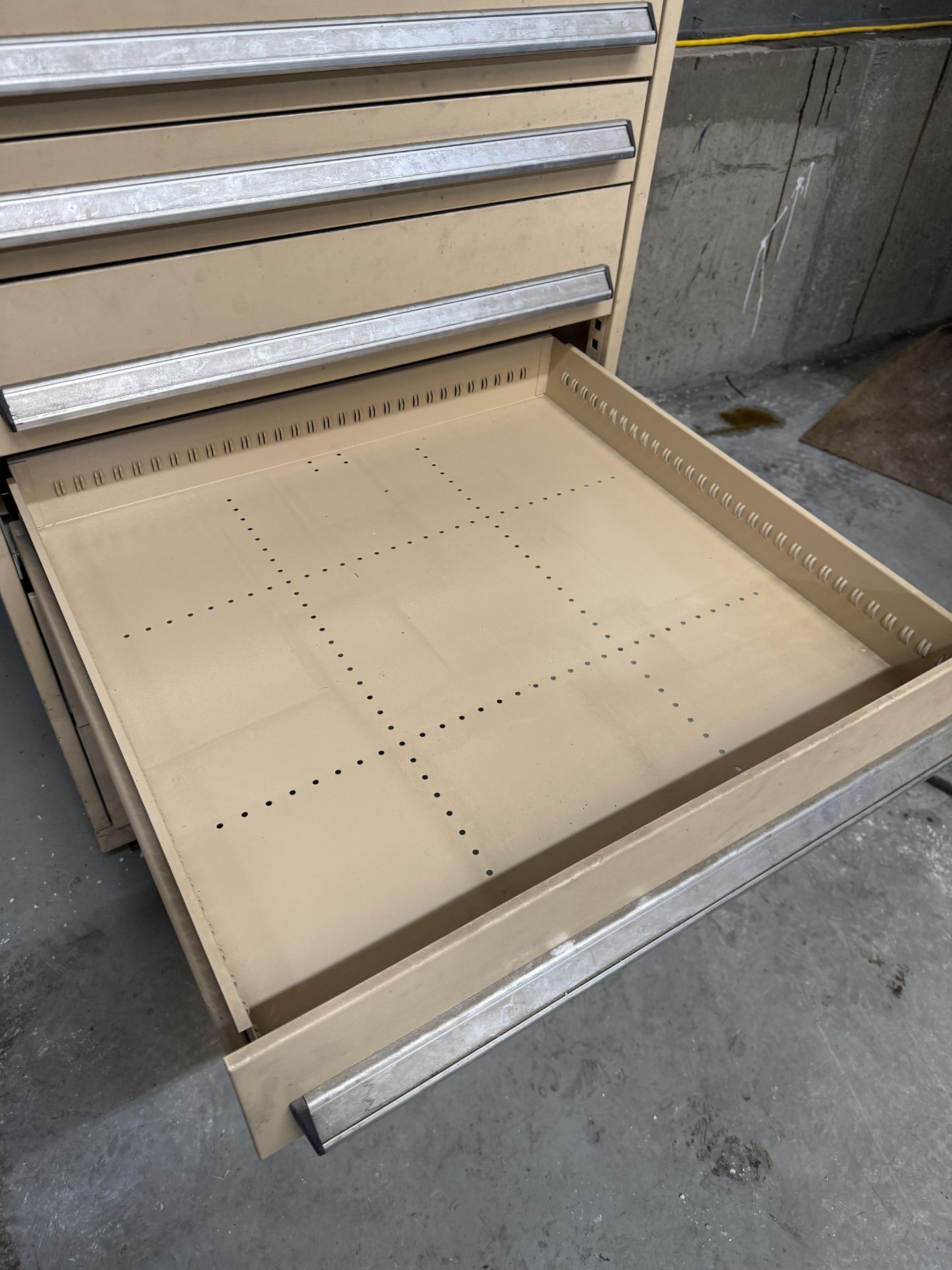 Kennedy 10 Drawer Cabinet